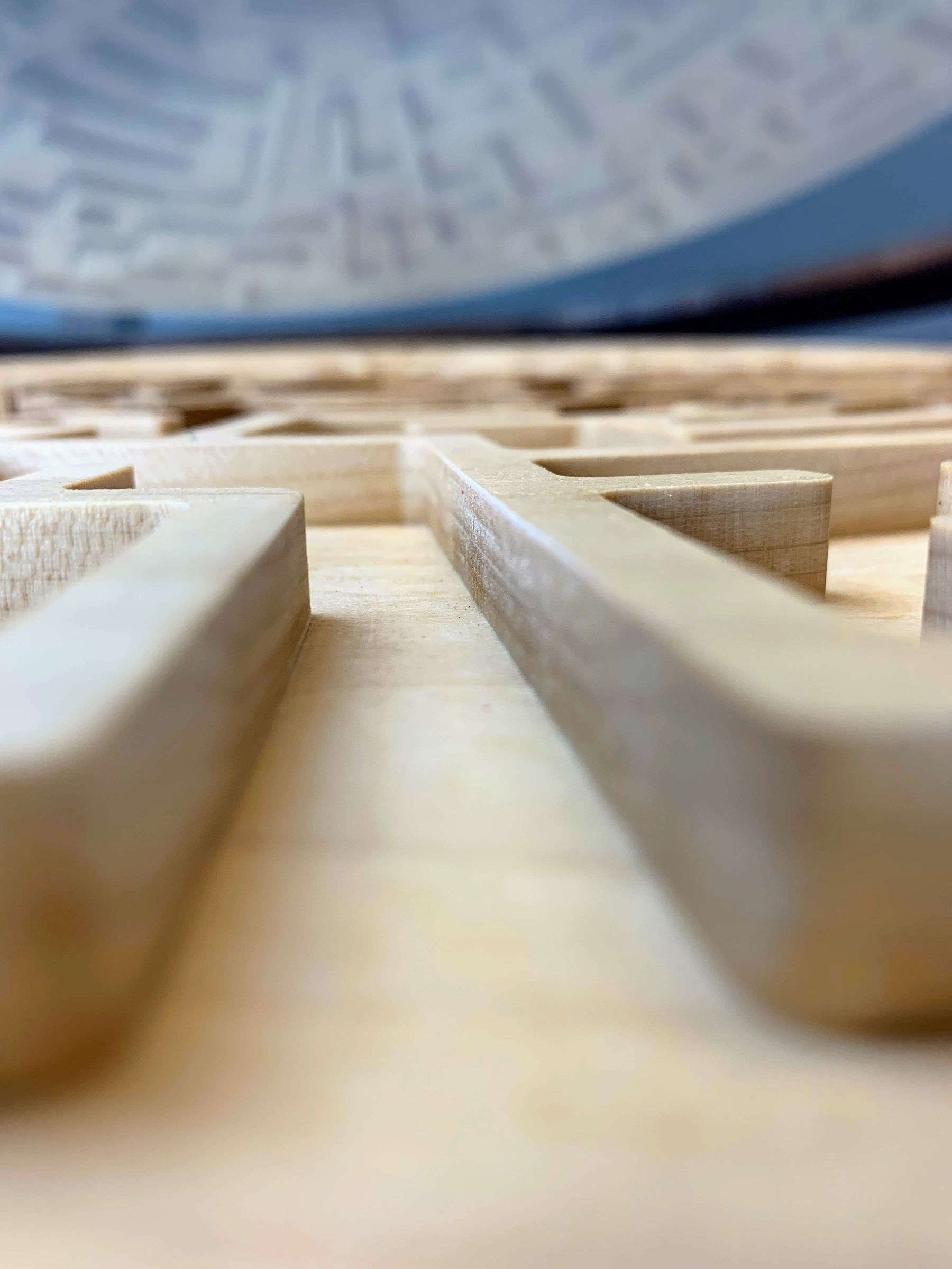 Maze Table That MOVES! : 7 Steps - Instructables