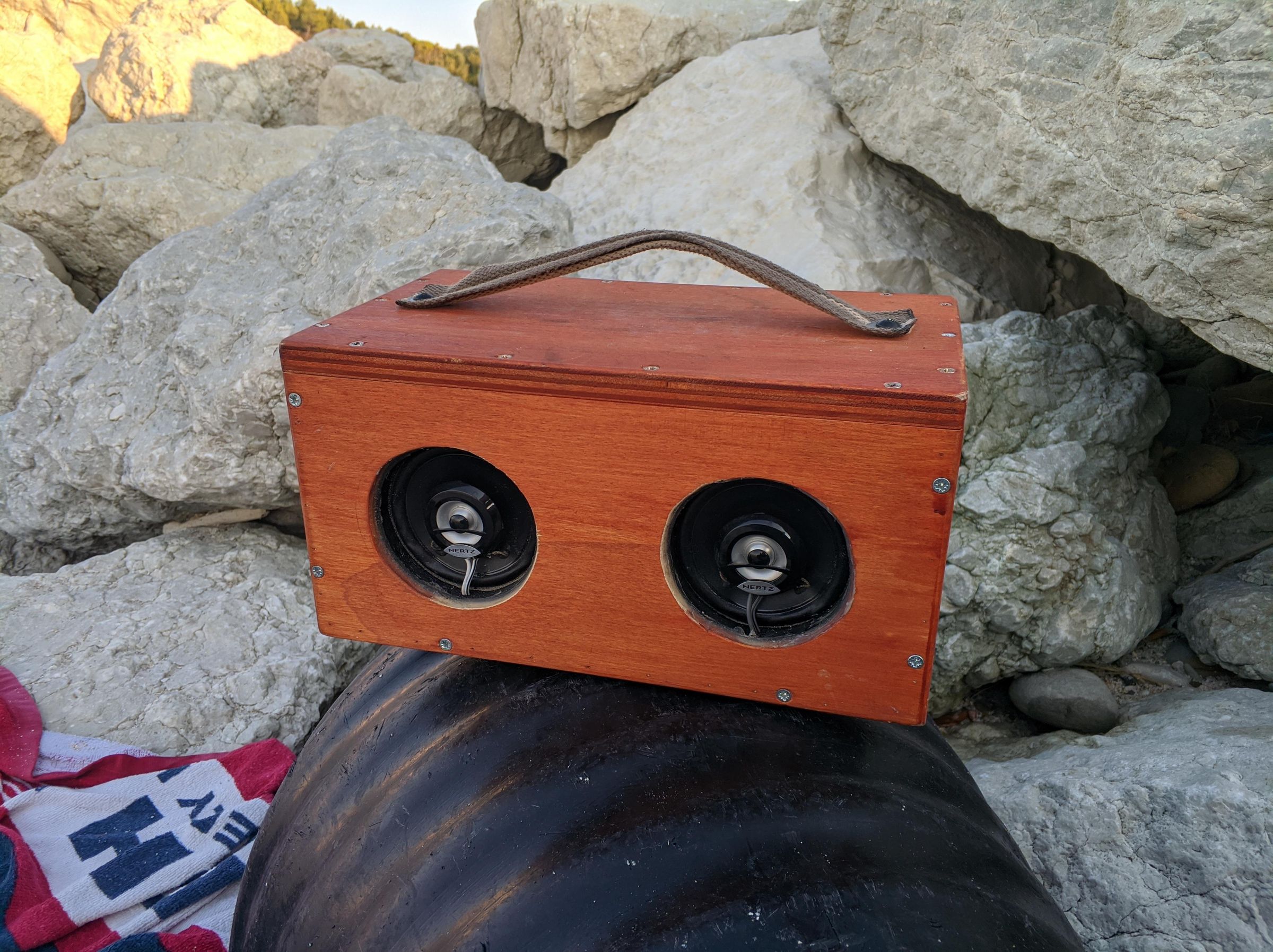 Make YOUR Own Portable Bluetooth Speaker From Scratch : 9 Steps (with ...