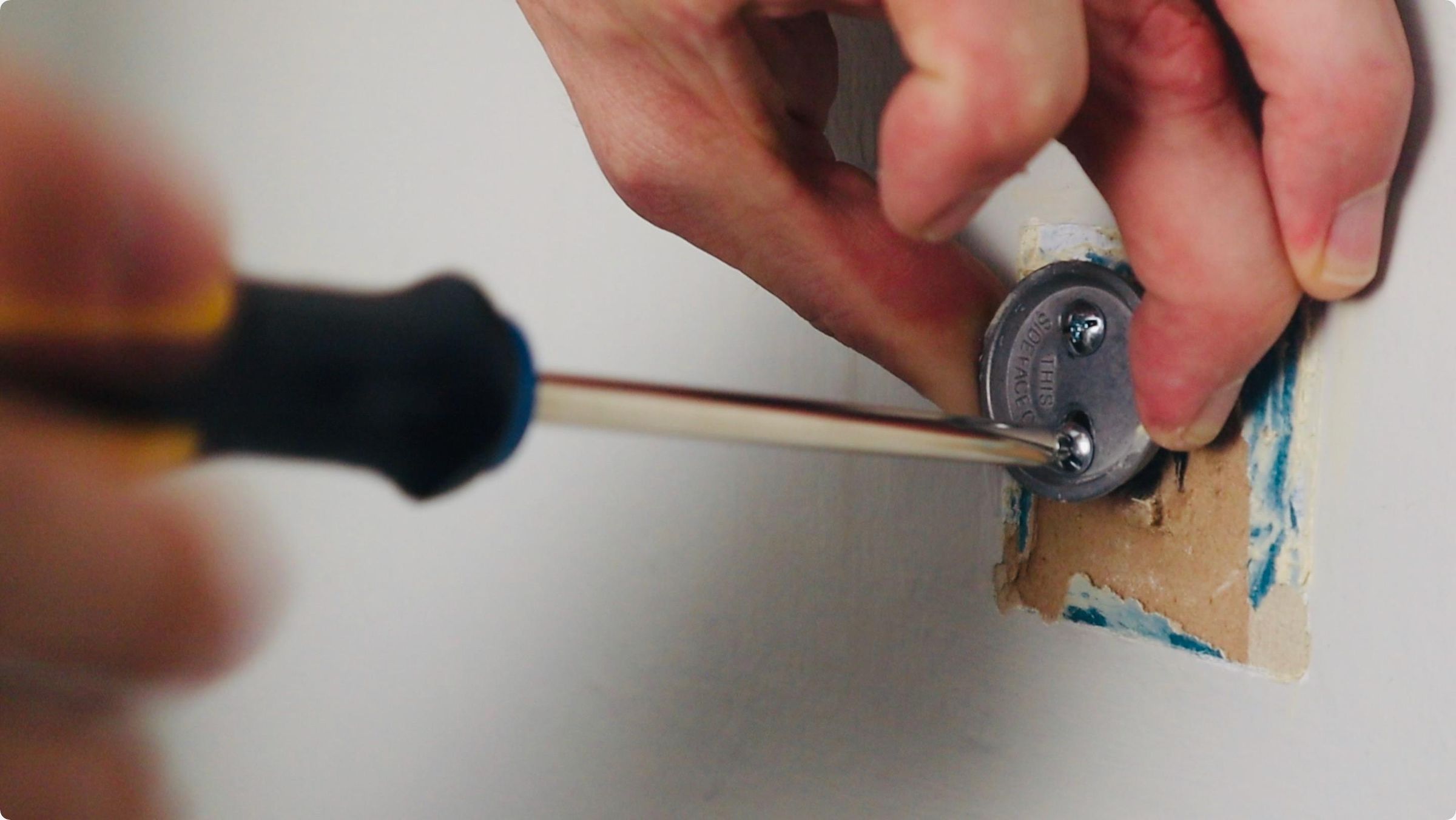 Fix a Broken Towel Rack in 10 Minutes or Less : 6 Steps - Instructables