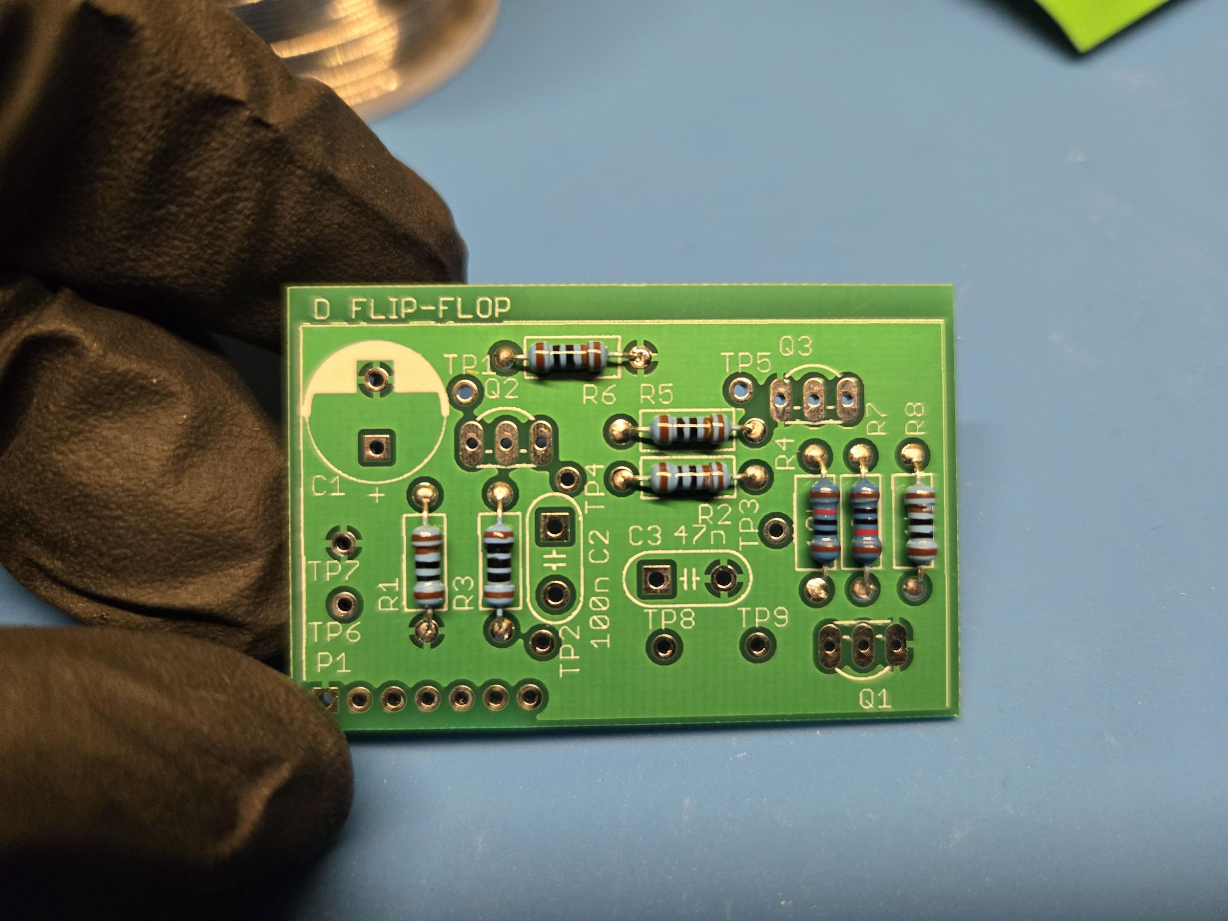 D Flip-Flop, MiniPCB, 10A-20, Rev A1-01 : 3 Steps - Instructables