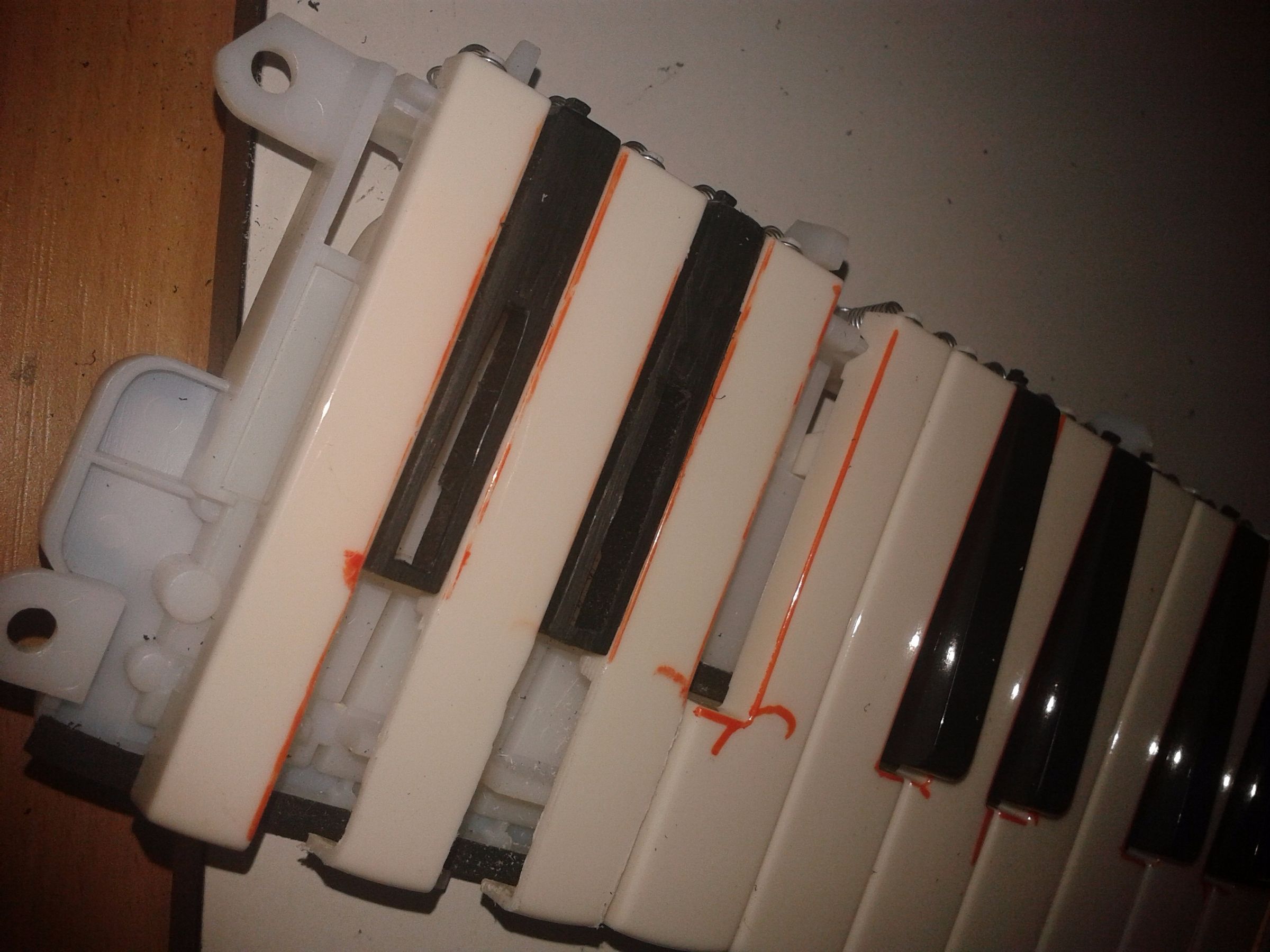 Uniform Keyboard (Jankó Keyboard) Melodica/Pianica Conversion : 6 Steps ...