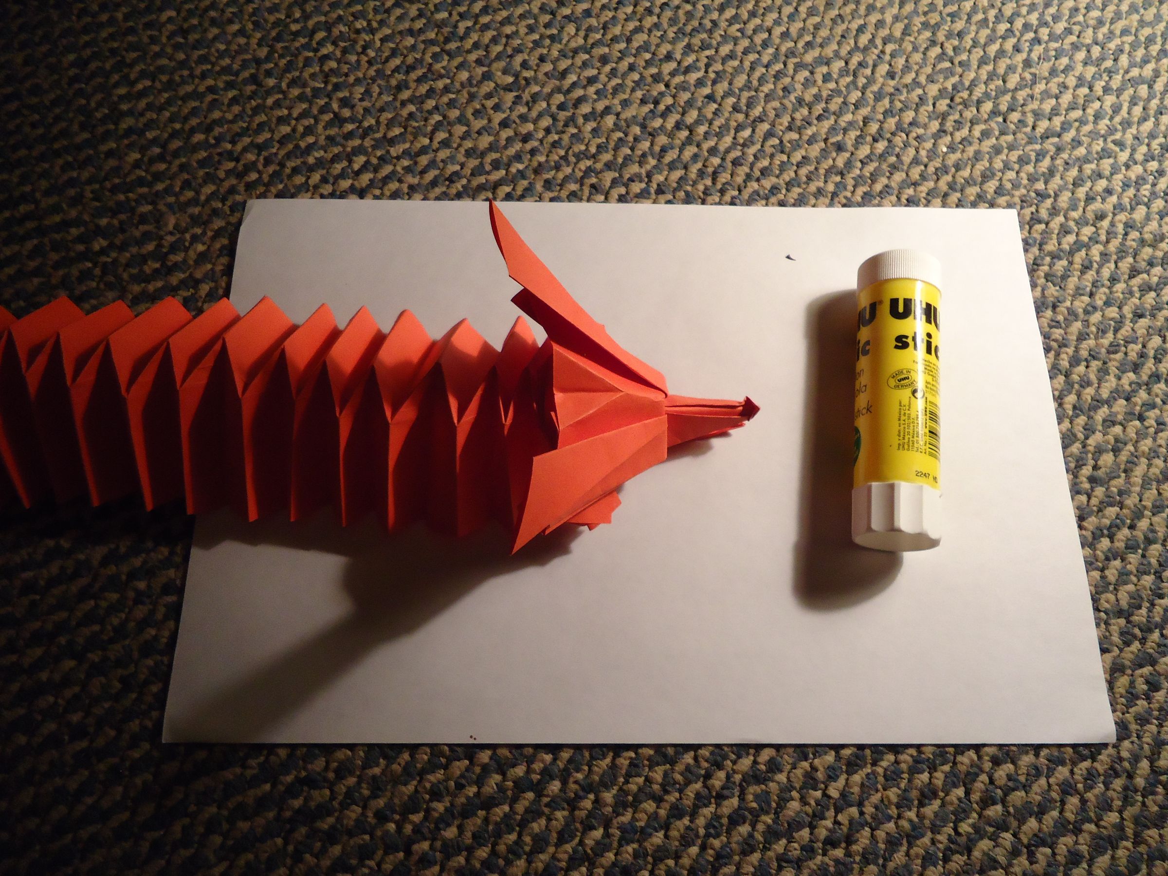 Tiny Origami Dragon Puppet / Pequeño Dragón Marioneta De Origami : 5 ...