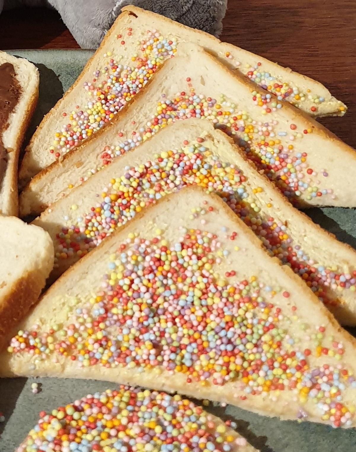 AUSSIE FAIRY BREAD : 4 Steps (with Pictures) - Instructables