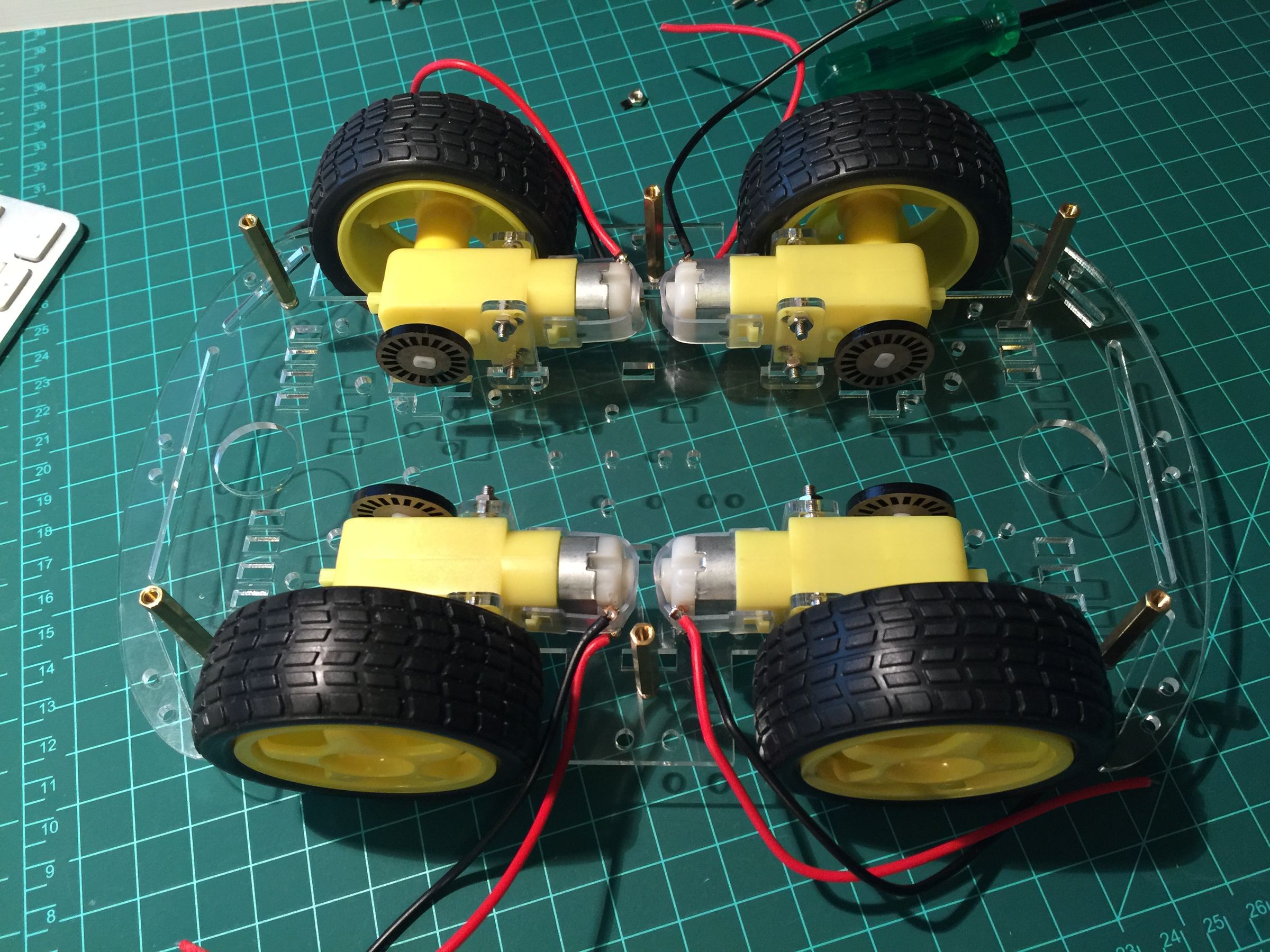 IoT - Controlling a Raspberry Pi Robot Over Internet With HTML and ...