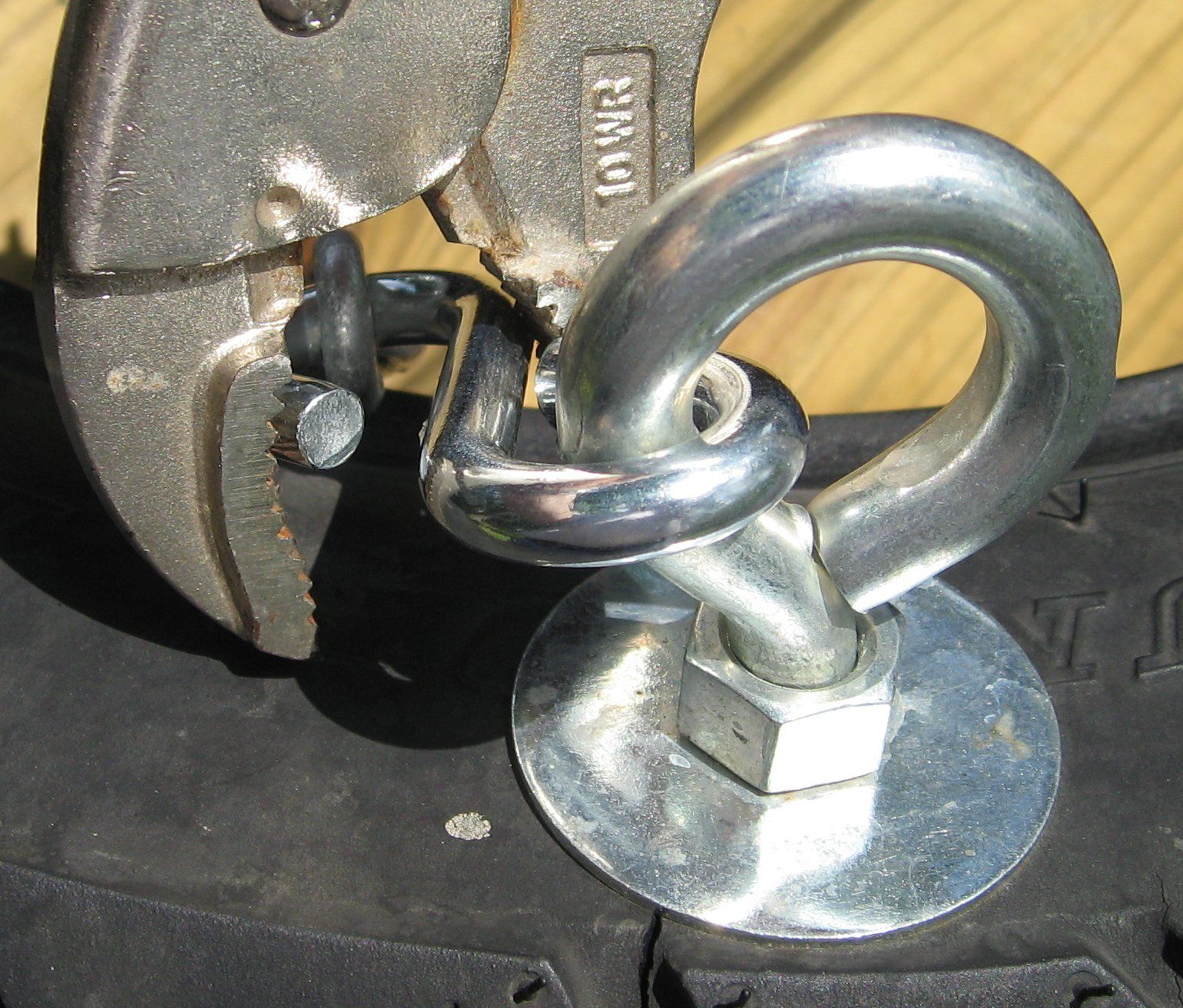 How to Make a Tire Swing! : 18 Steps (with Pictures) - Instructables