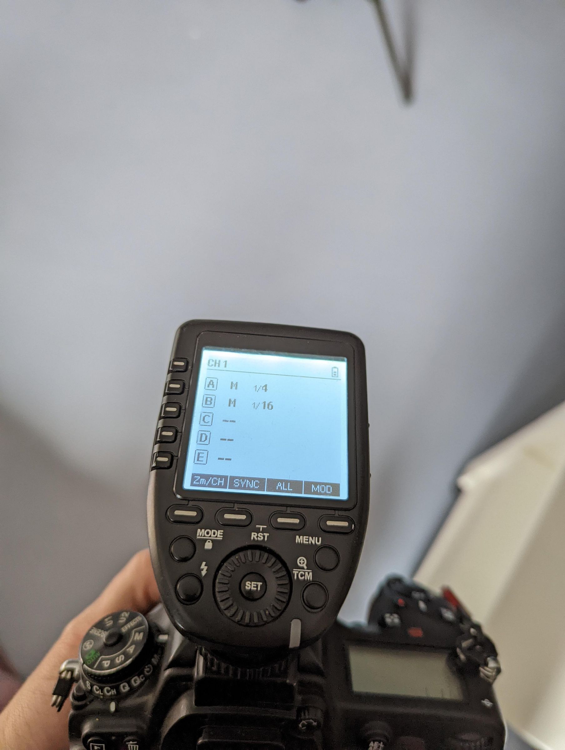 Changing the Shape of Catch Lights in Photography : 7 Steps (with ...