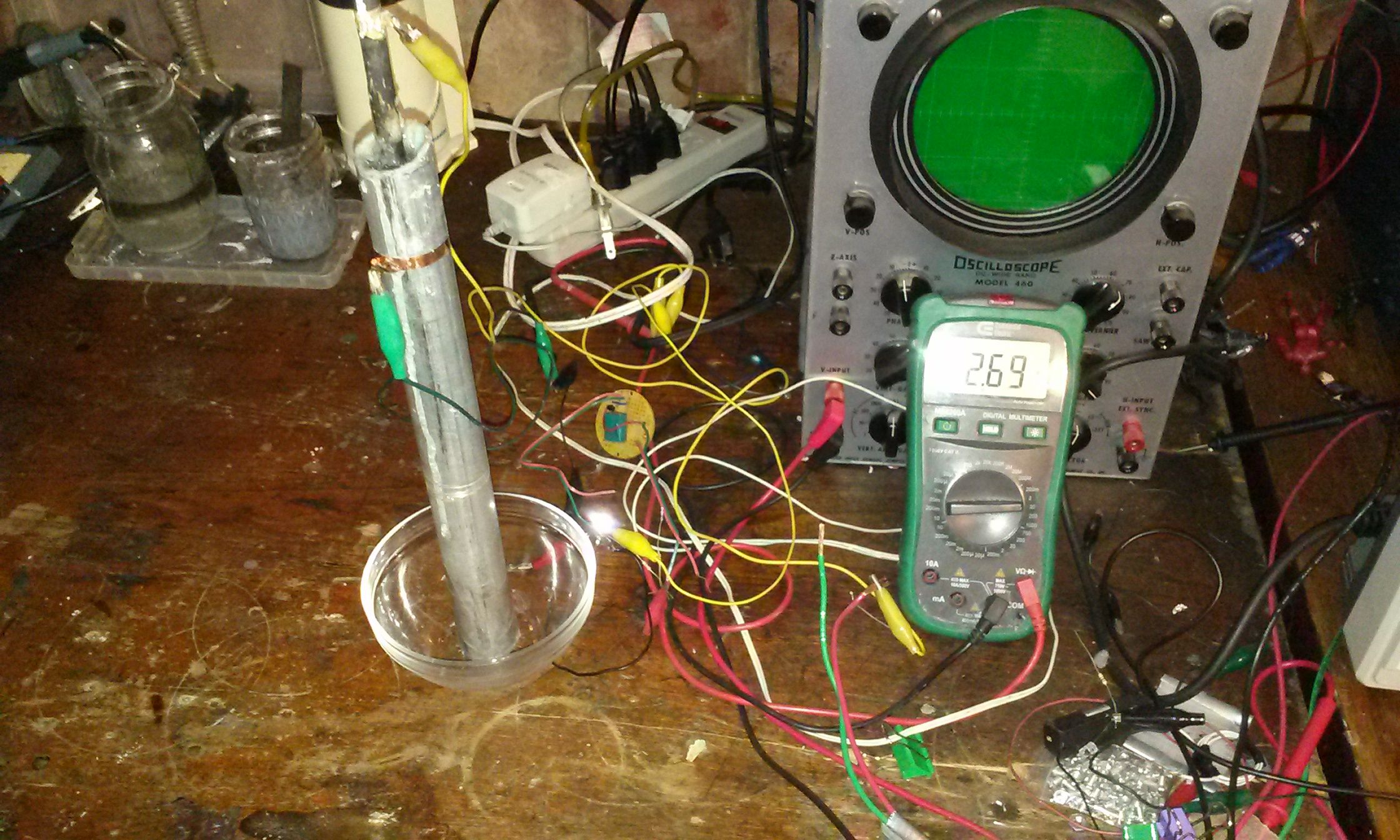 Junk Battery - 2.65v Rechargable Aluminum-Ion : 12 Steps (with Pictures ...