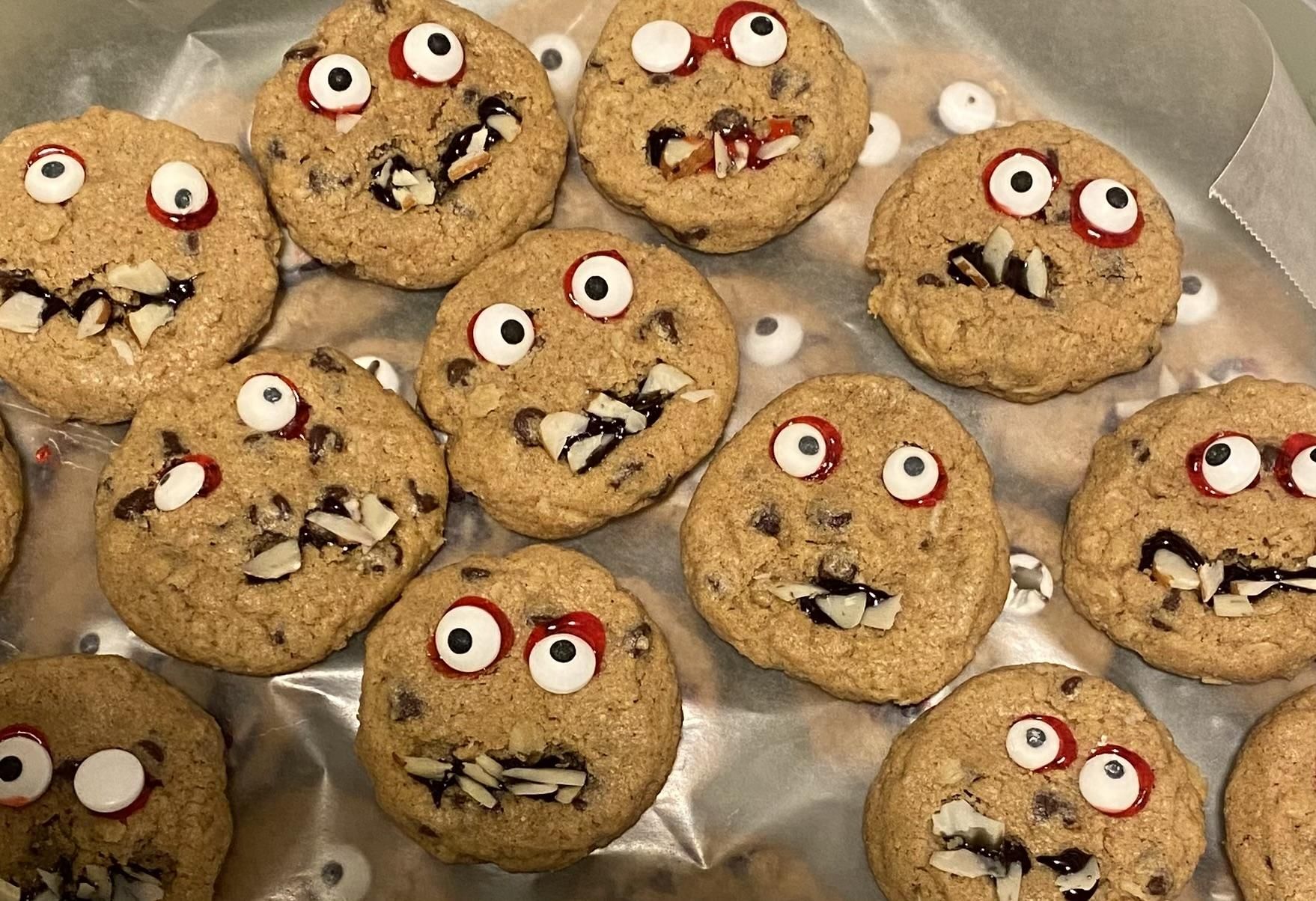 Creepy Chocolate Chip Cookies : 3 Steps (with Pictures) - Instructables