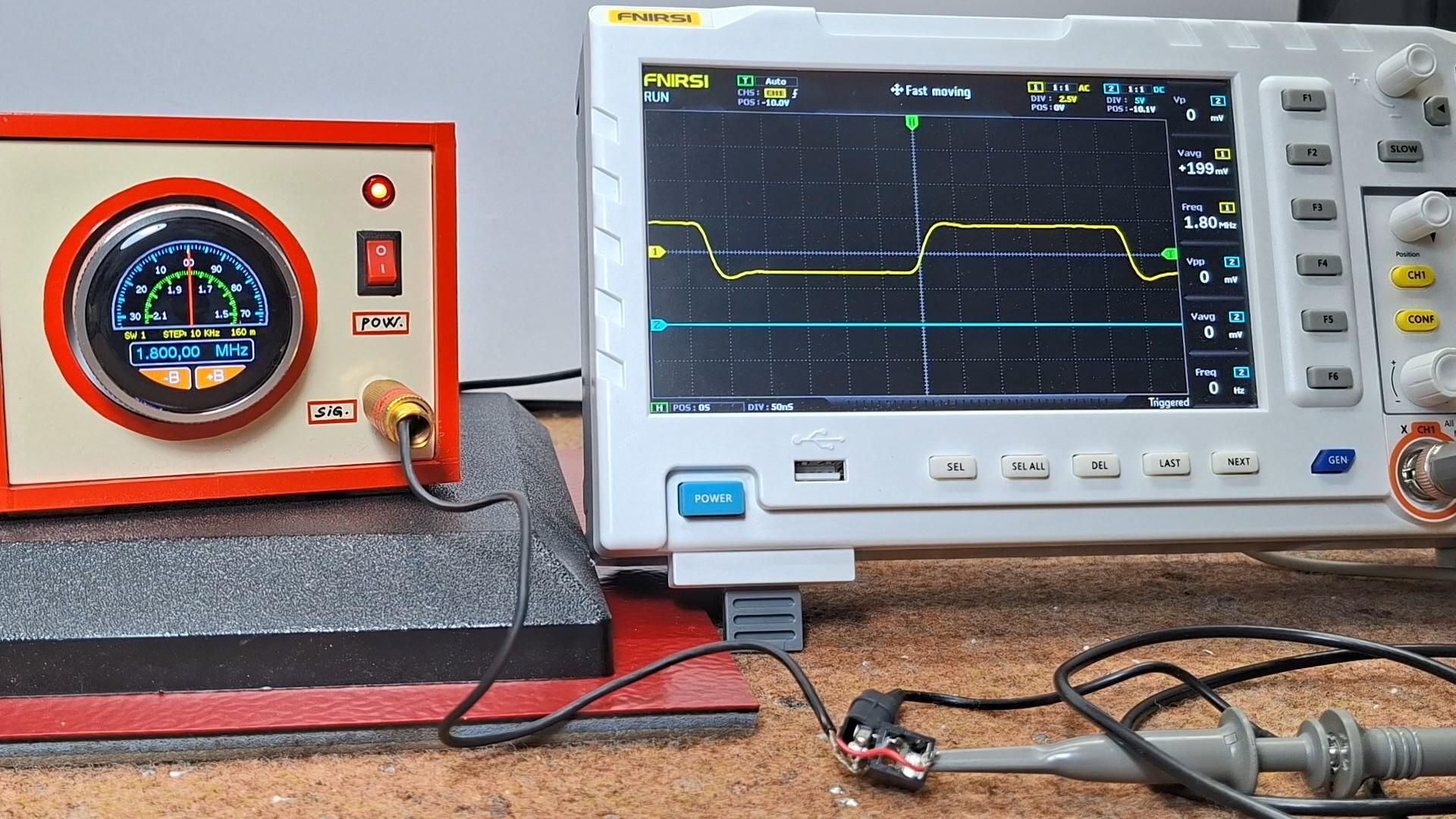 Build Simple Retro Style VFO (Variable Frequency Oscillator) With Crowoanel 1.28 Inch Round ...