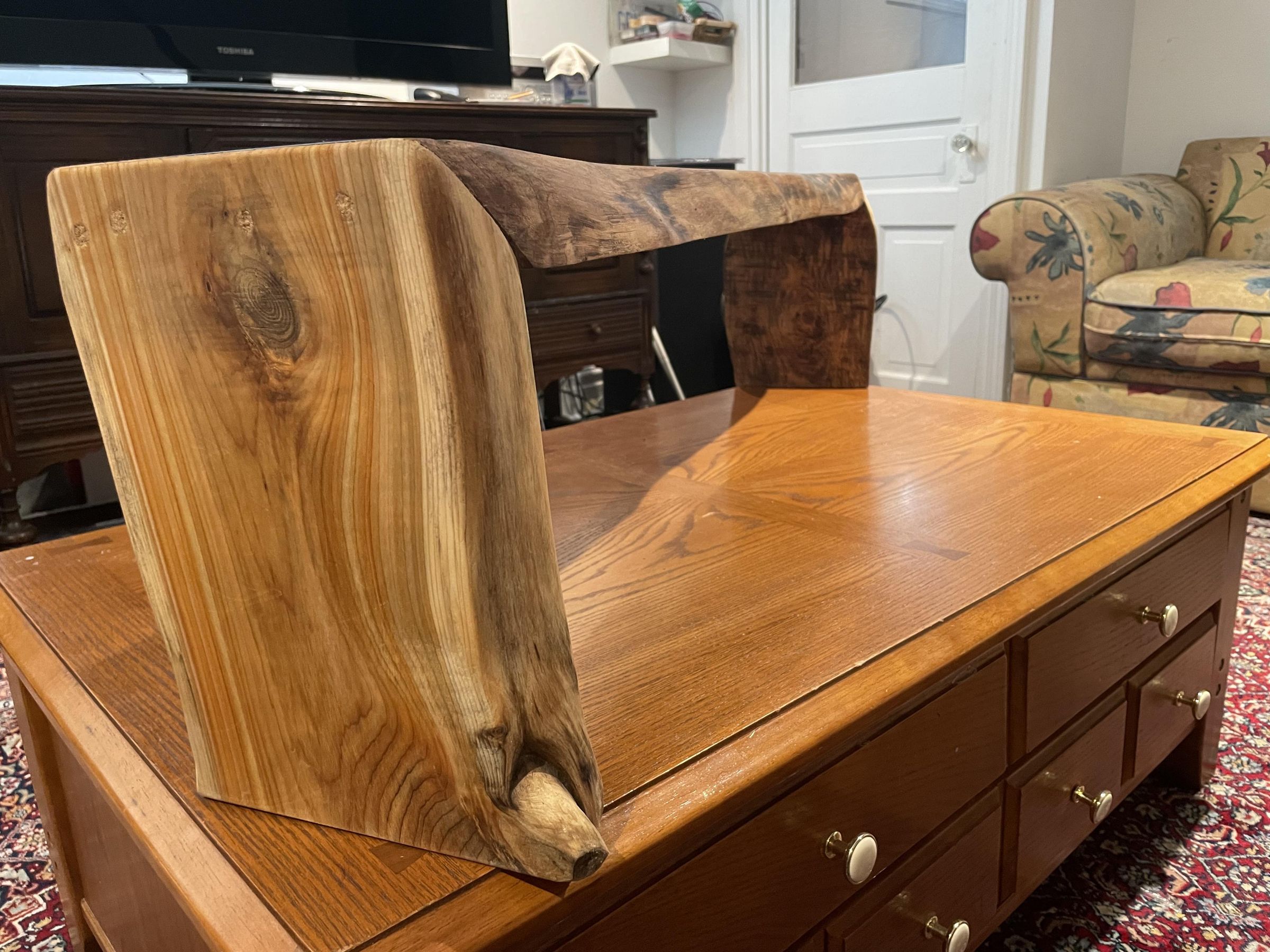 Live Edge Waterfall Bookshelf : 6 Steps - Instructables