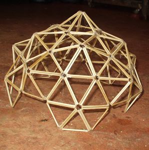 A GEODESIC SPHERE MODEL : 7 Steps (with Pictures) - Instructables