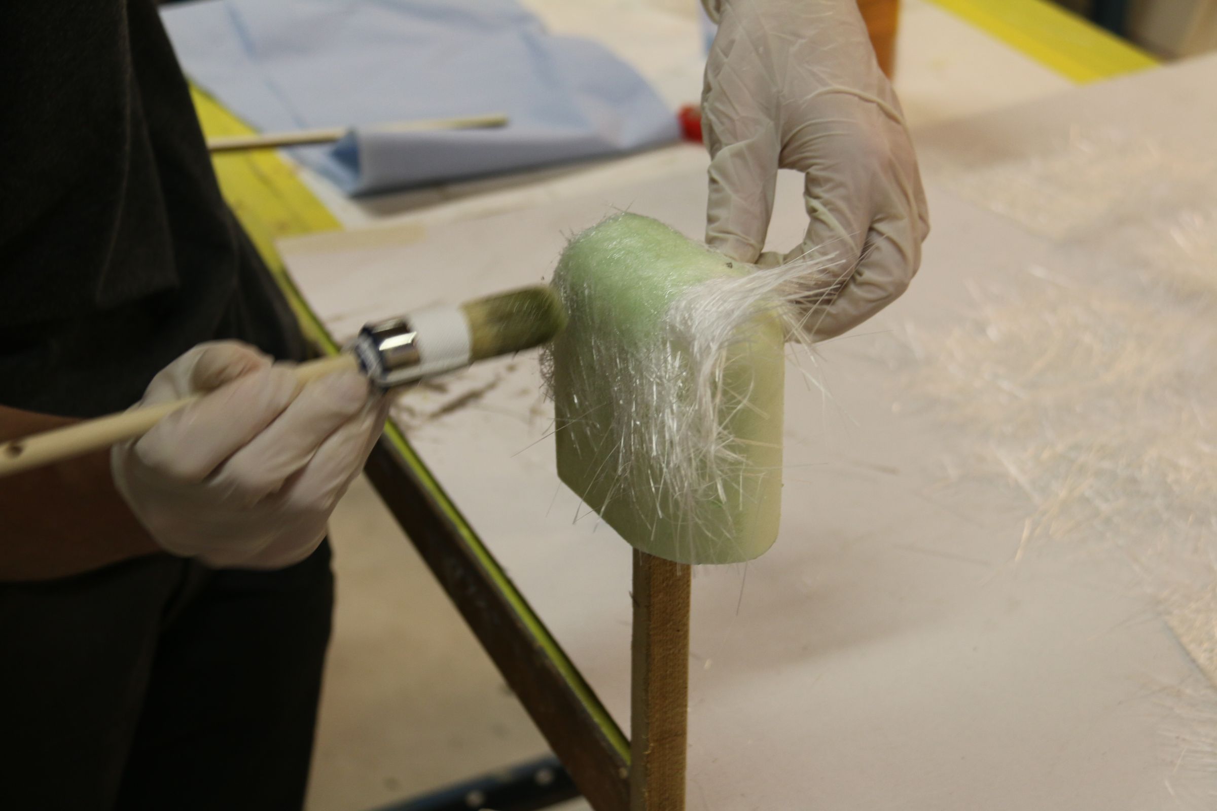Fiberglass Shell Werplaats IDC : 15 Steps (with Pictures) - Instructables