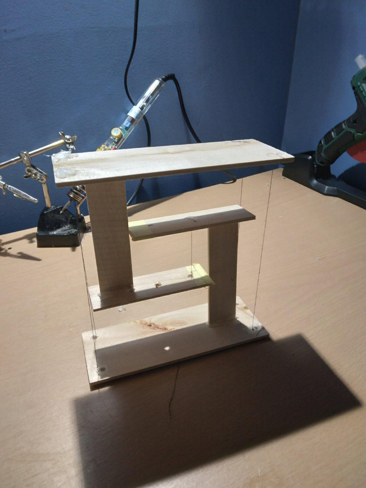 Floating Table : 3 Steps - Instructables