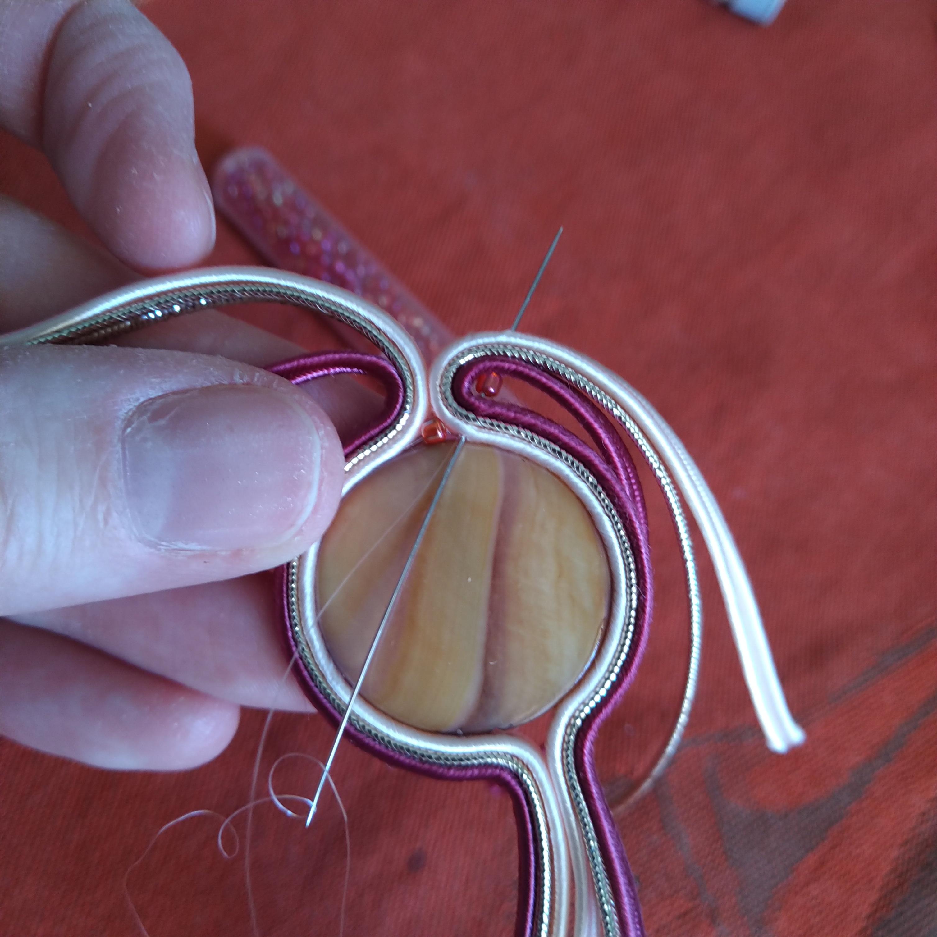 Elegant Soutache Hair Clip : 18 Steps (with Pictures) - Instructables