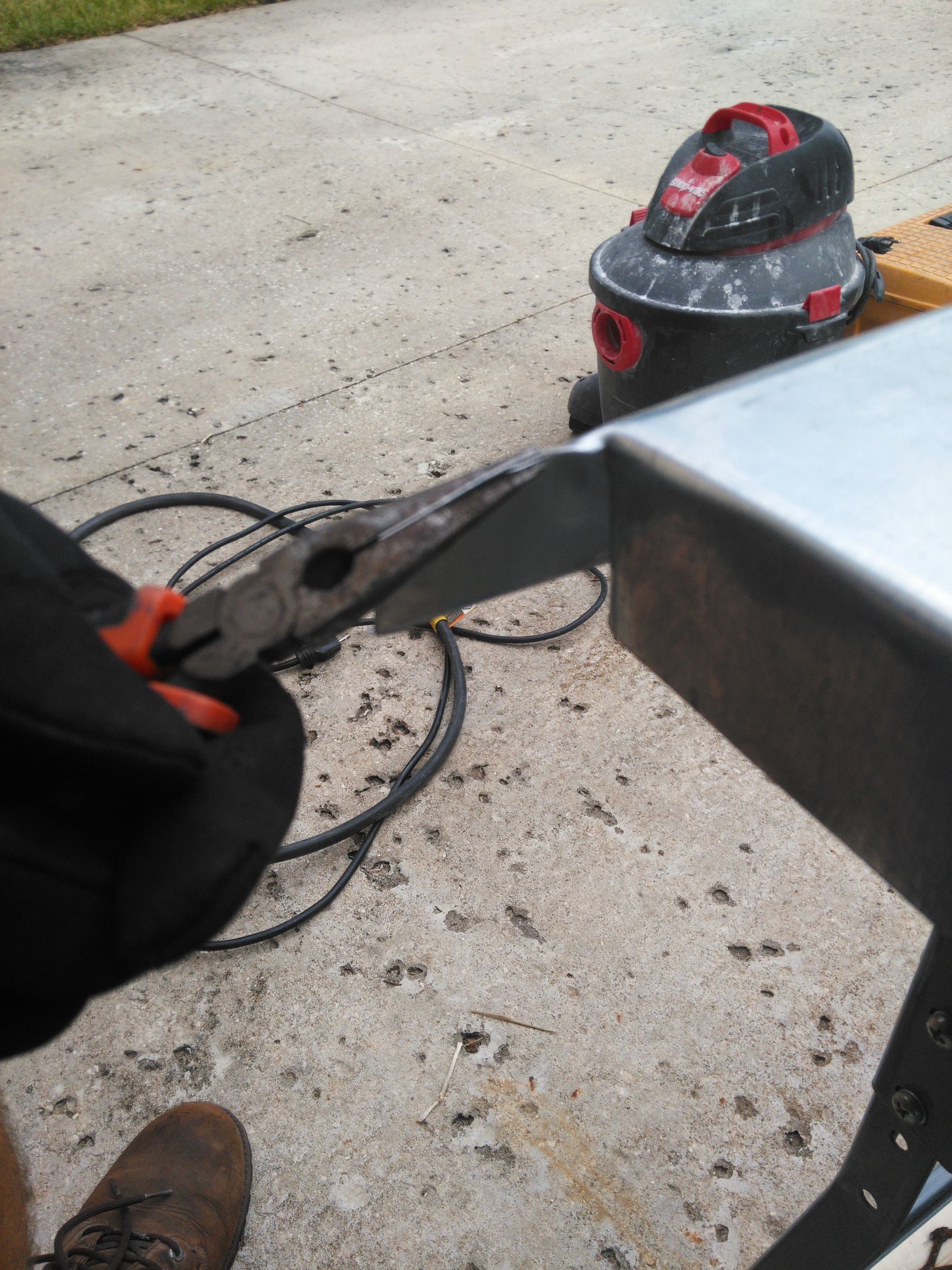 Up-Cycled Rolling Welding Station : 13 Steps (with Pictures ...