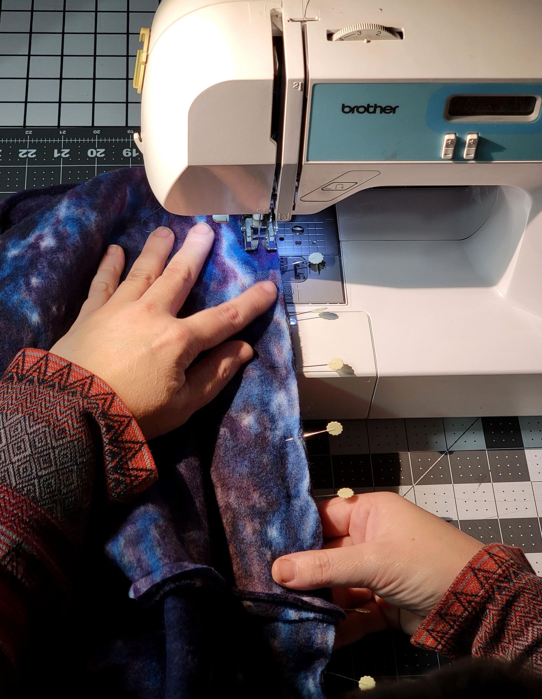 An Easy Costume Cloak : 3 Steps (with Pictures) - Instructables
