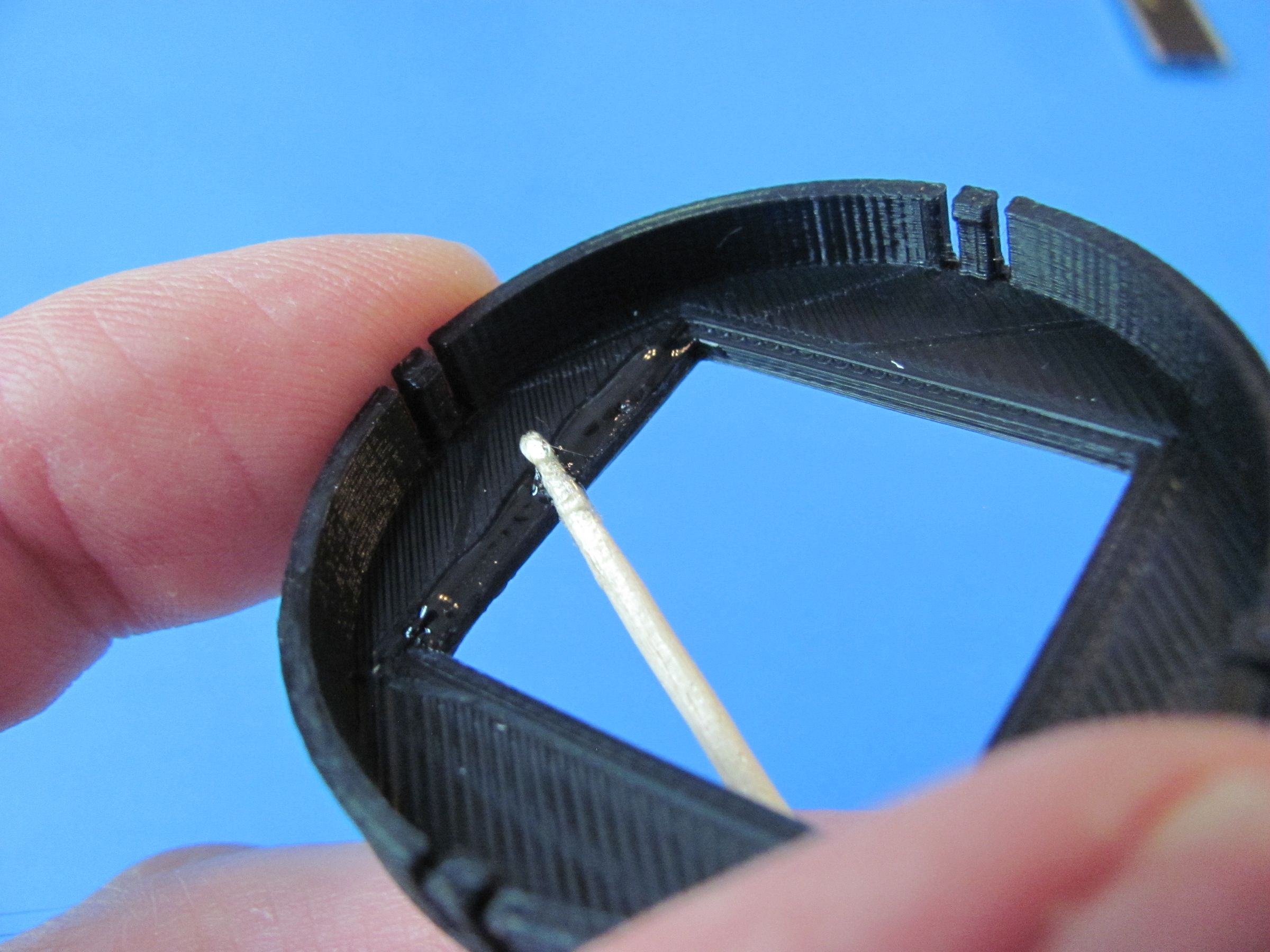 Make a Solar Filter for Your Camera or Binoculars : 6 Steps (with ...