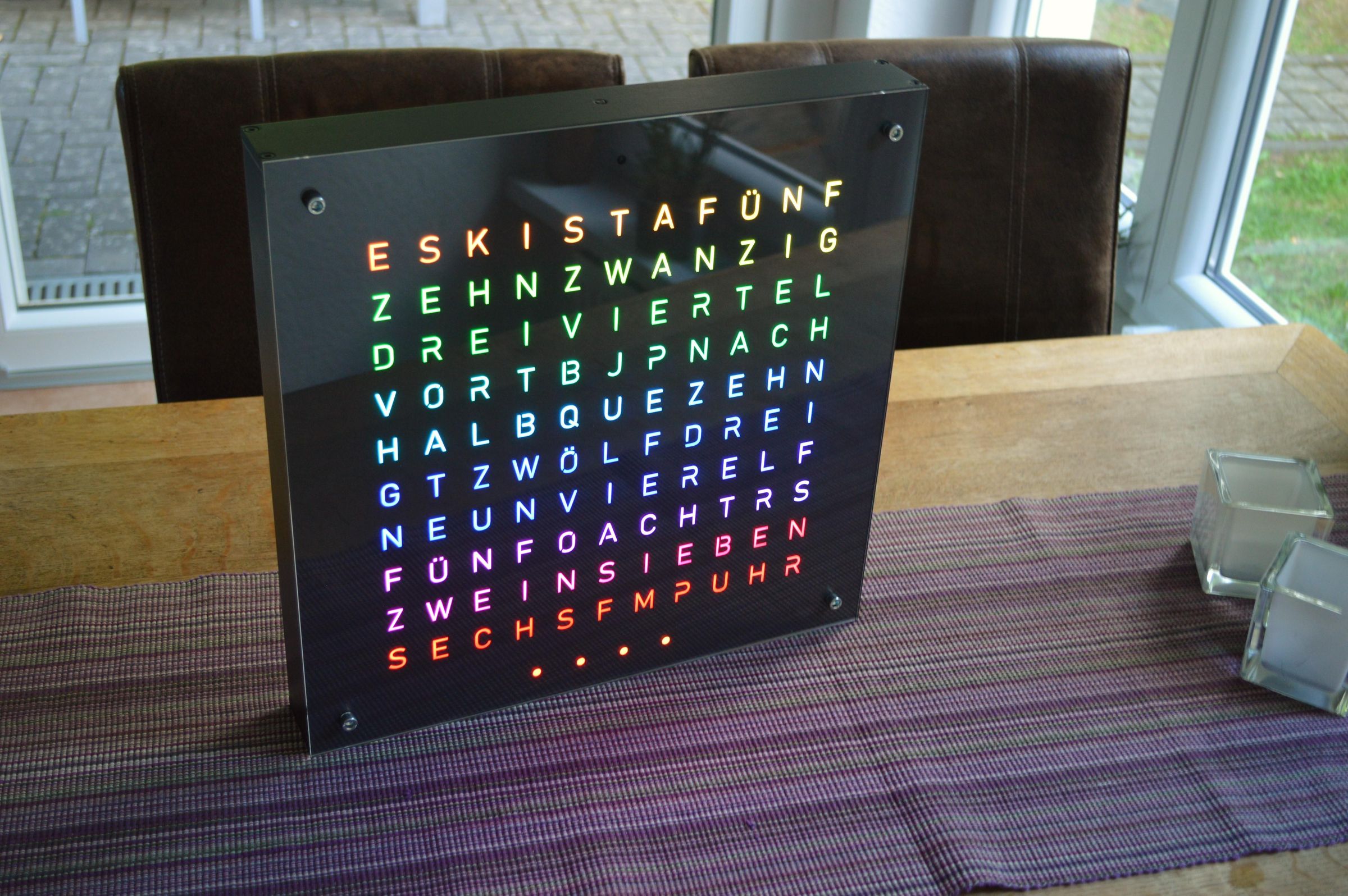 Word Clock (German Layout) : 8 Steps - Instructables