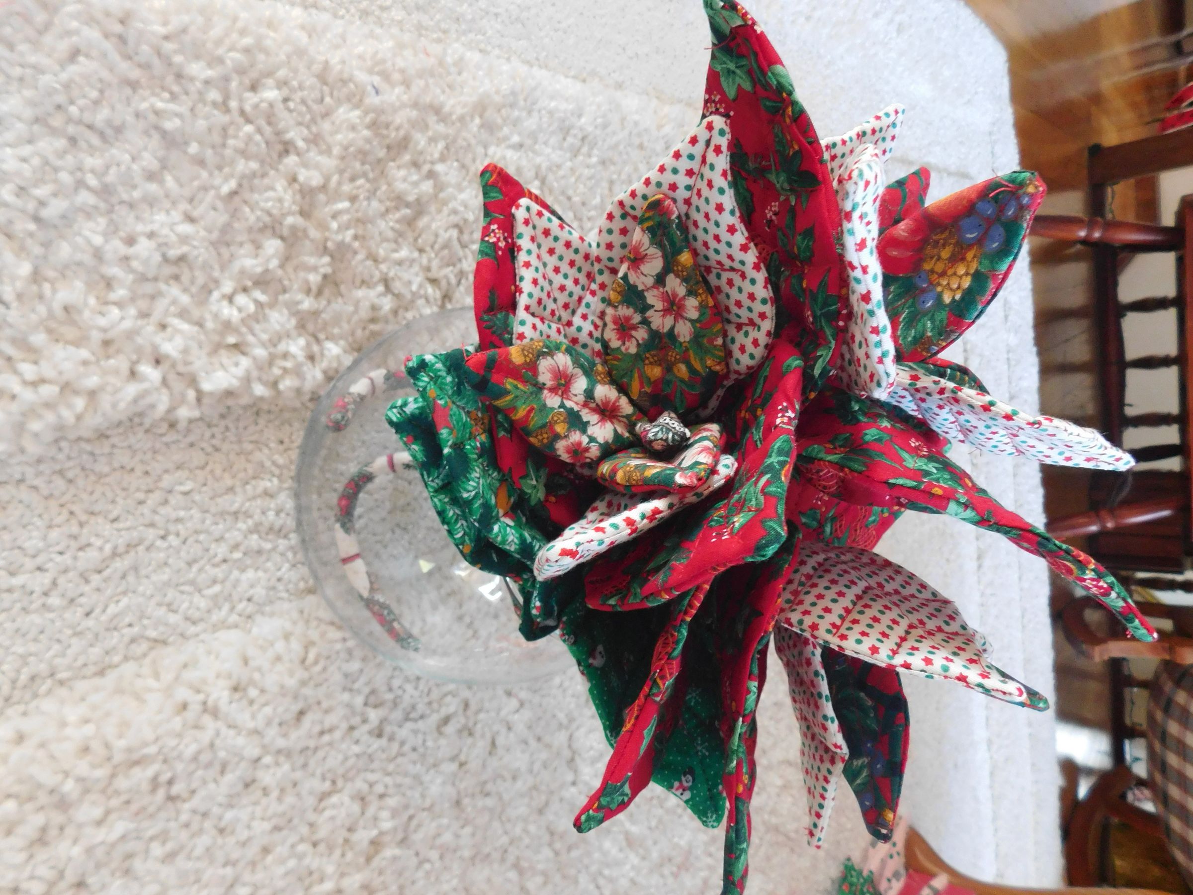 Fabric Poinsettia Plant : 8 Steps (with Pictures) - Instructables