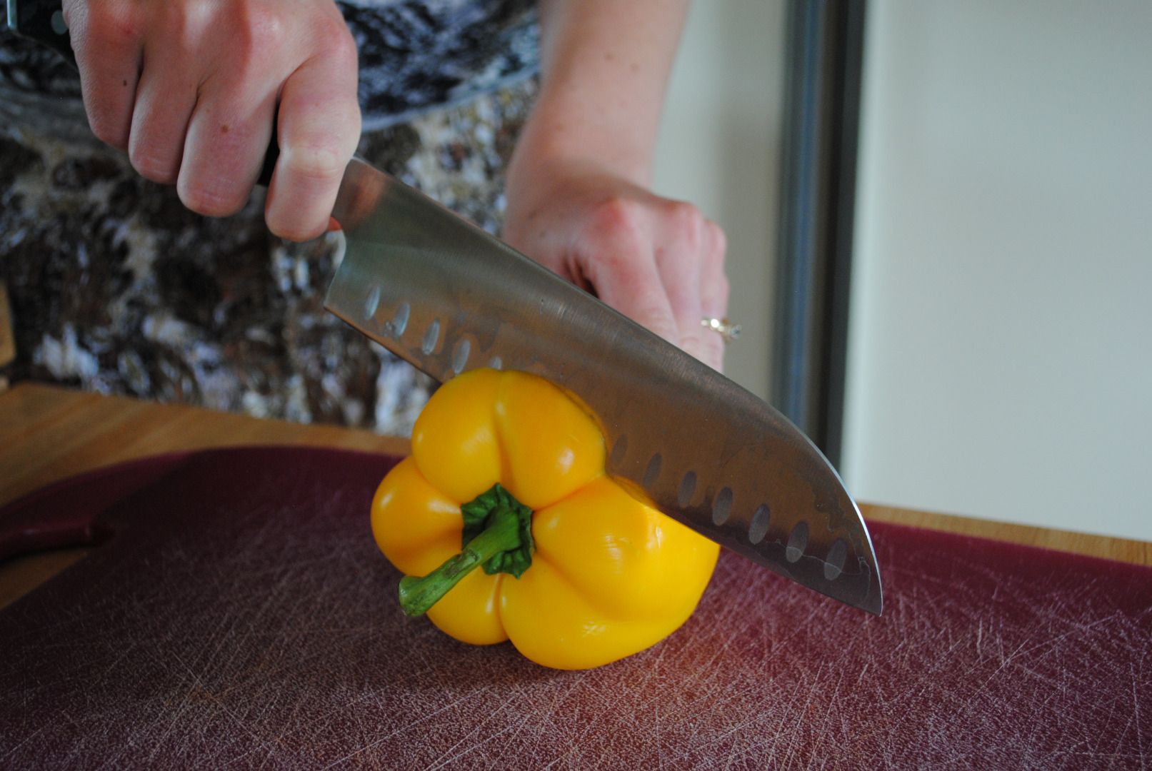 How to Easily Cut a Bell Pepper : 4 Steps (with Pictures) - Instructables