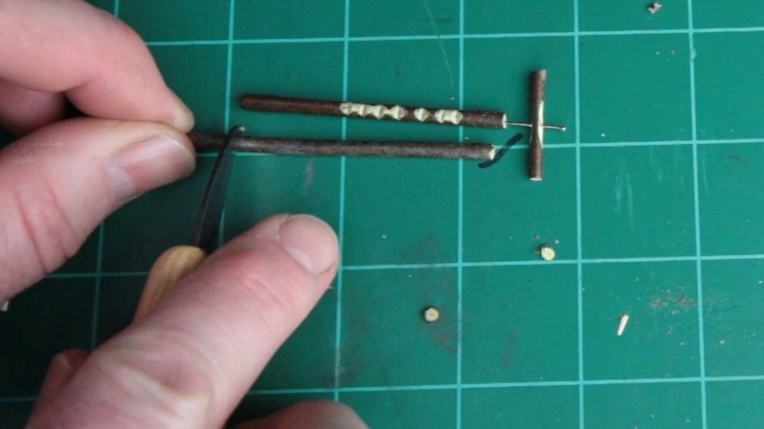 Tiny Gee Haw Whimmy Diddle : 12 Steps (with Pictures) - Instructables