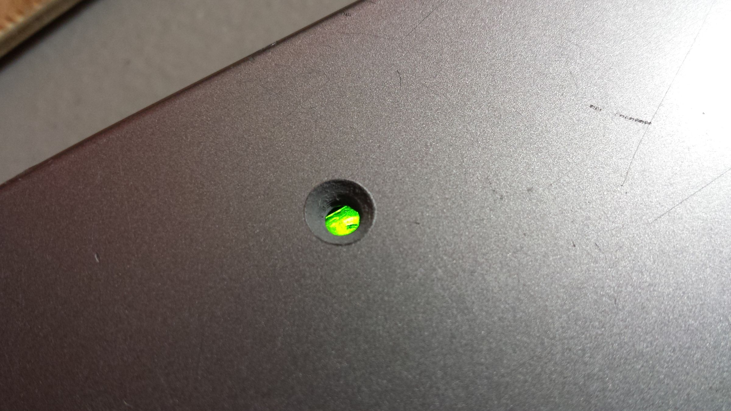 Building a Super Simple Regulated Bench Power Supply From an Old ...