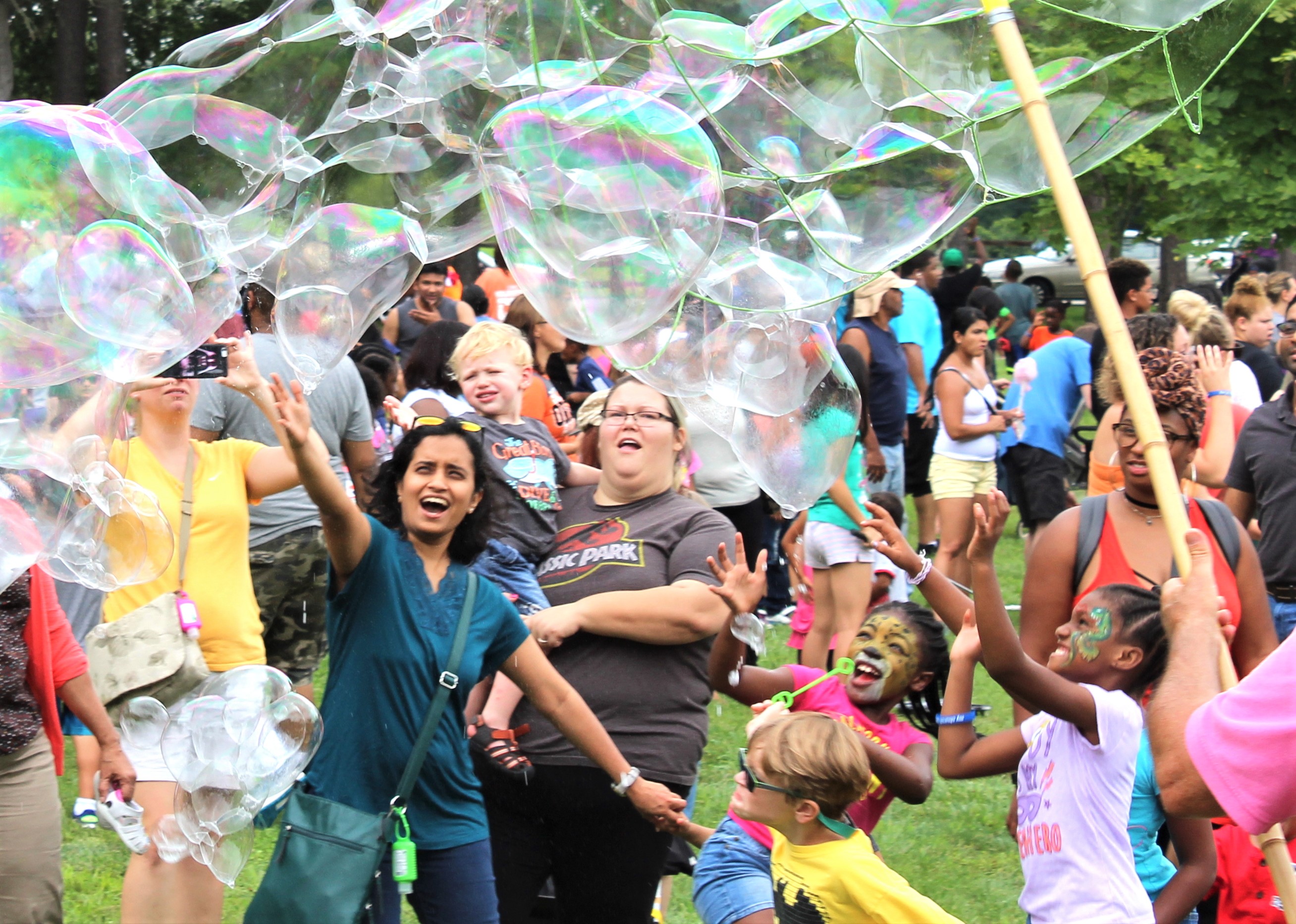 Set Up a BODACIOUS BUBBLE STATION for PARTIES, FESTIVALS & EVENTS ...