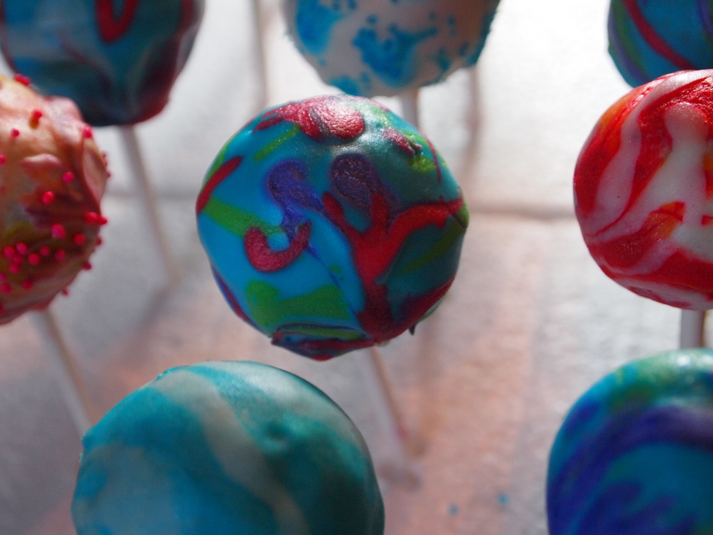 Marbled Cake Pops (with Pictures) - Instructables