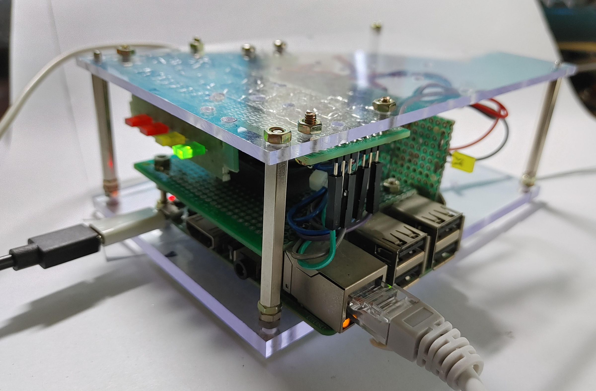 Raspberry Pi Box of Cooling FAN With CPU Temperature Indicator : 10 ...