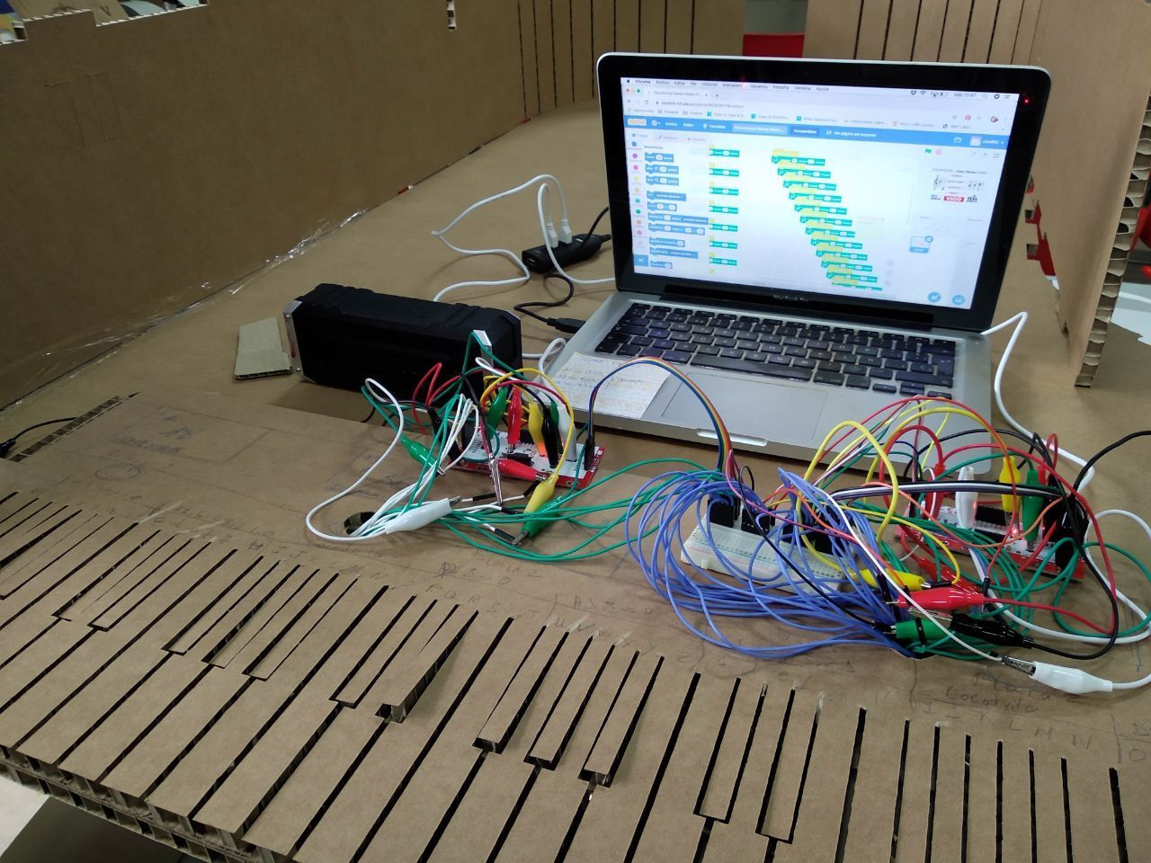 Educational Makey Makey Piano : 8 Steps (with Pictures) - Instructables
