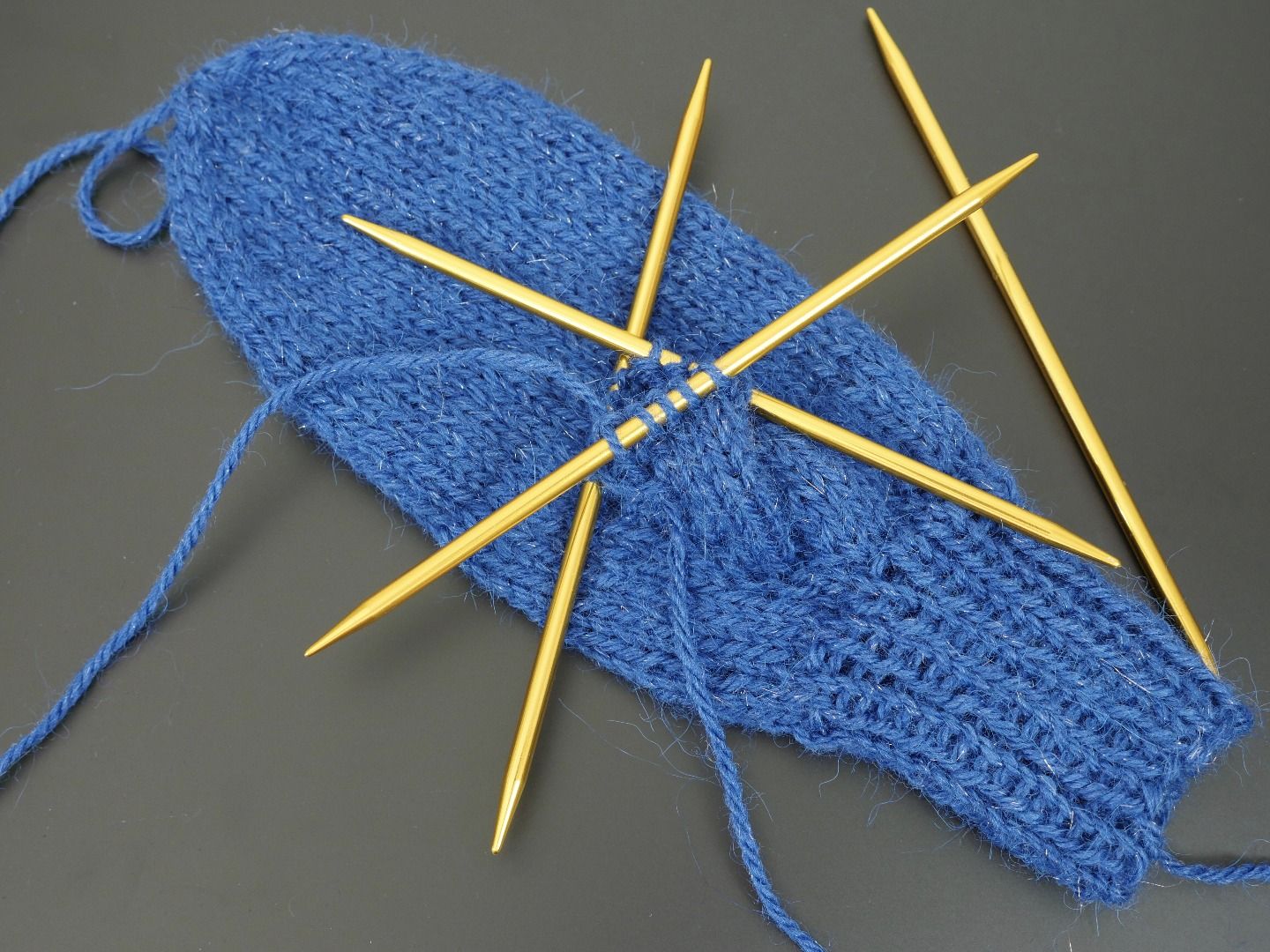 Easy Knit Mittens : 7 Steps (with Pictures) - Instructables