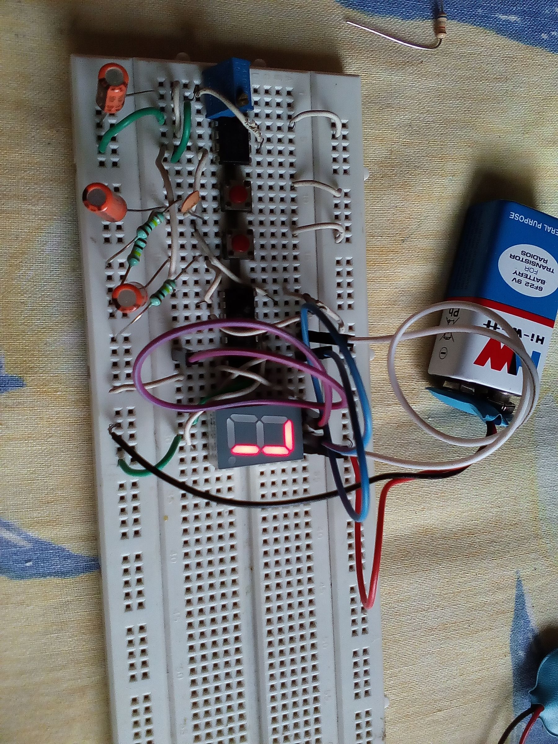 Number Game Using 555 Timer and CD4026 : 3 Steps - Instructables