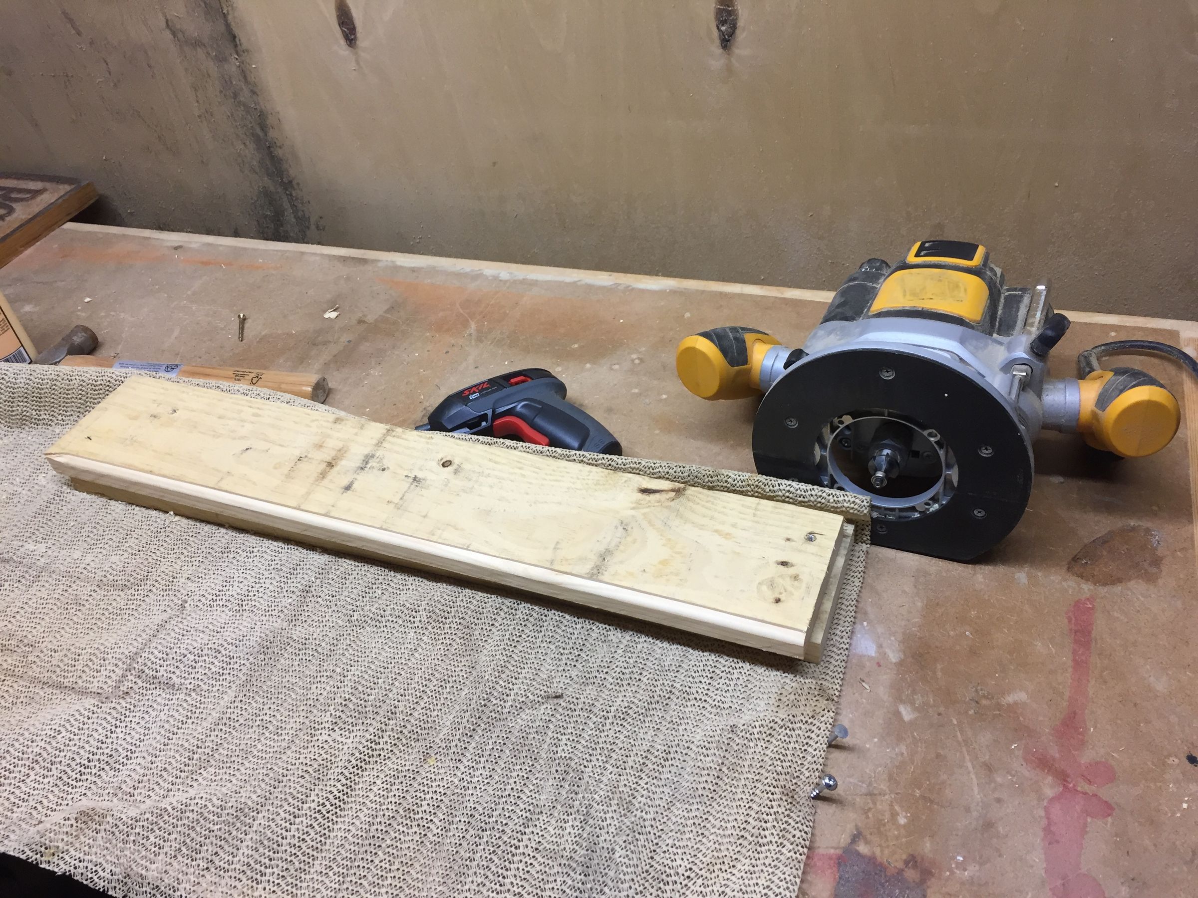How to Make a Corner Shelf : 11 Steps (with Pictures) - Instructables