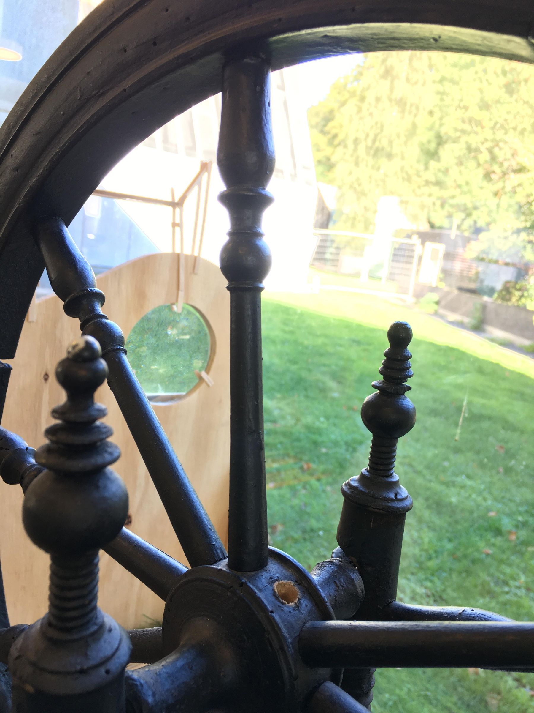 Spinning Wheel : 5 Steps - Instructables