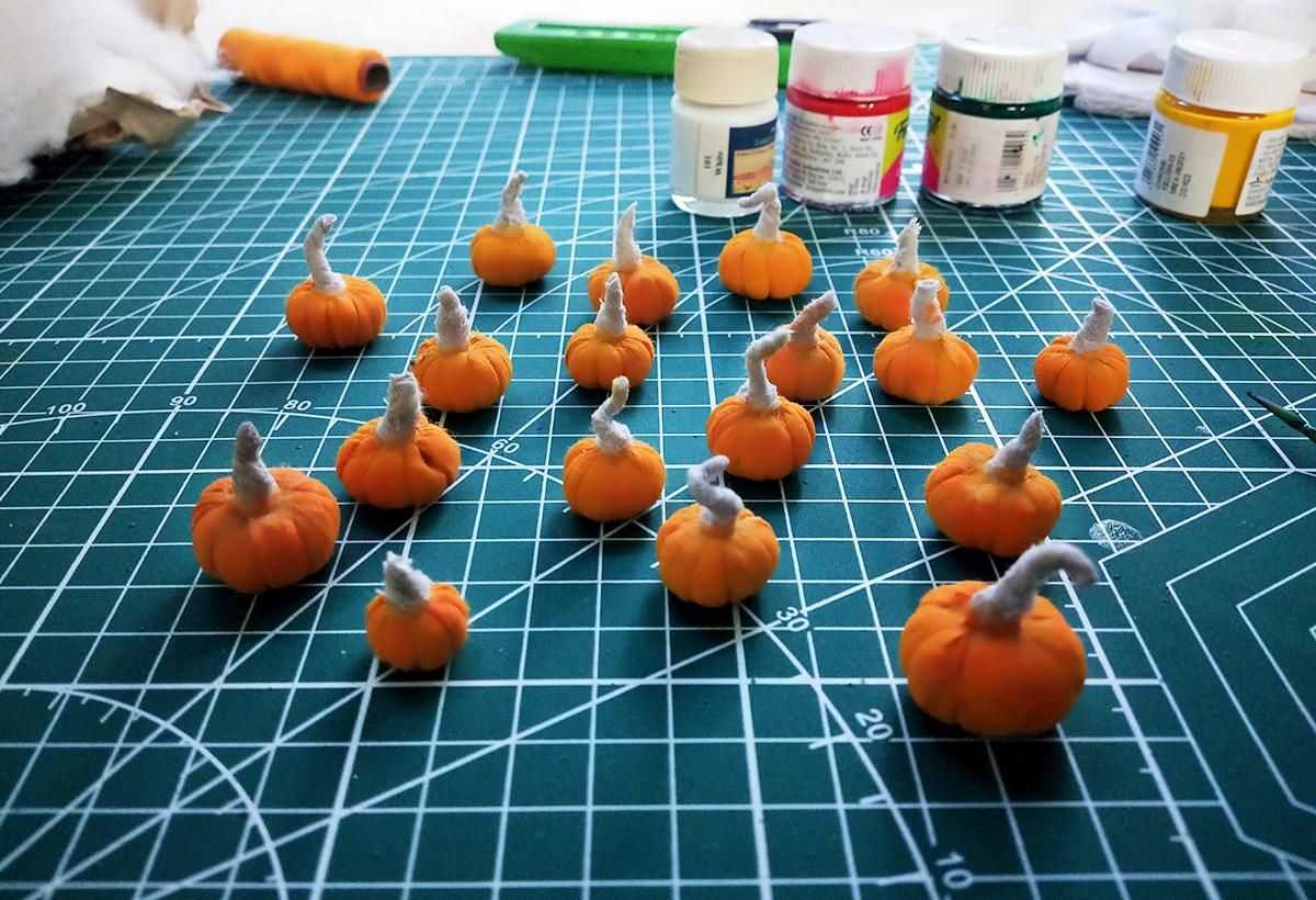 Miniature Pumpkins for Making Other Crafts : 7 Steps (with Pictures ...