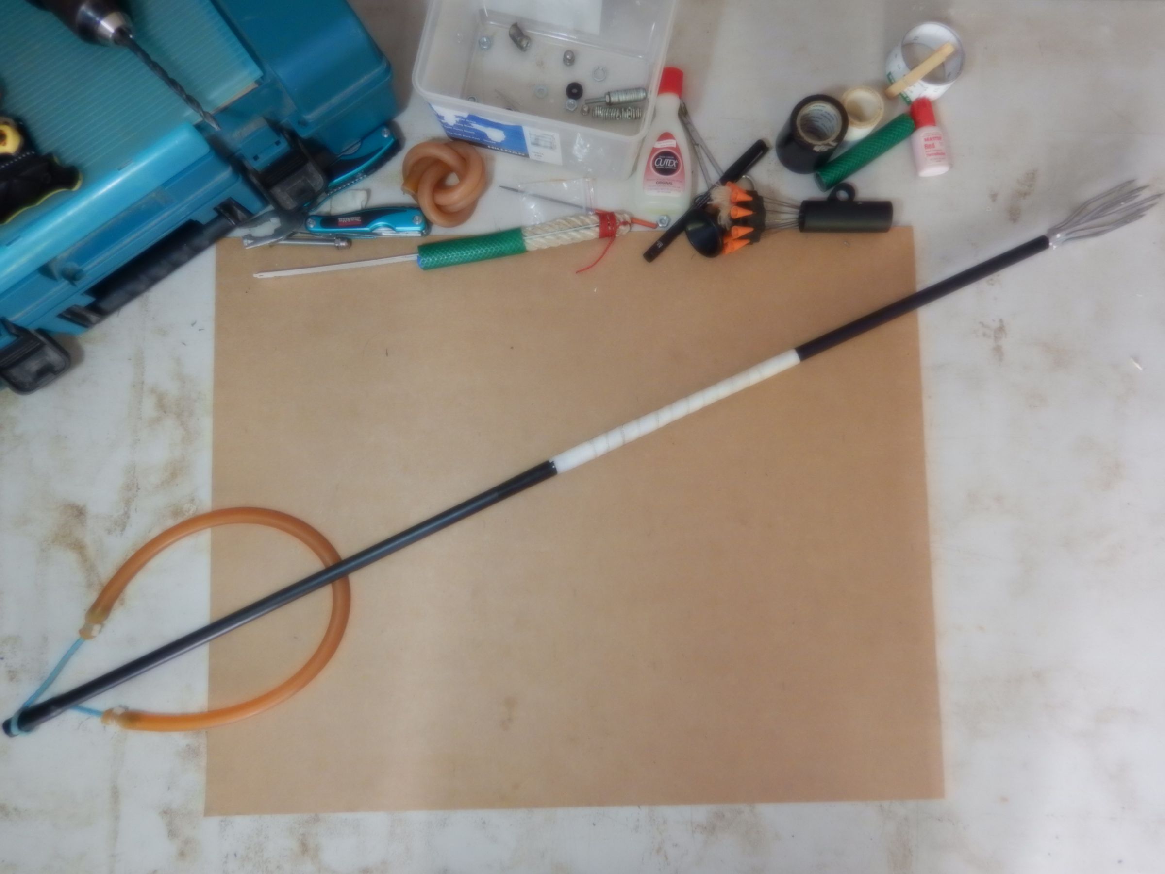 2 Ways for a DIY Polespear : 5 Steps (with Pictures) - Instructables