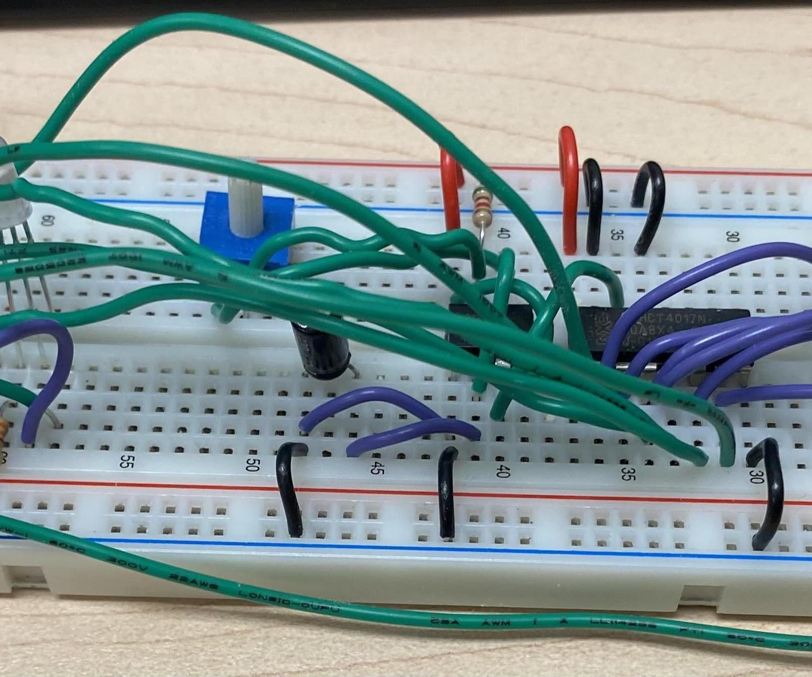 LED Chaser Game : 5 Steps - Instructables
