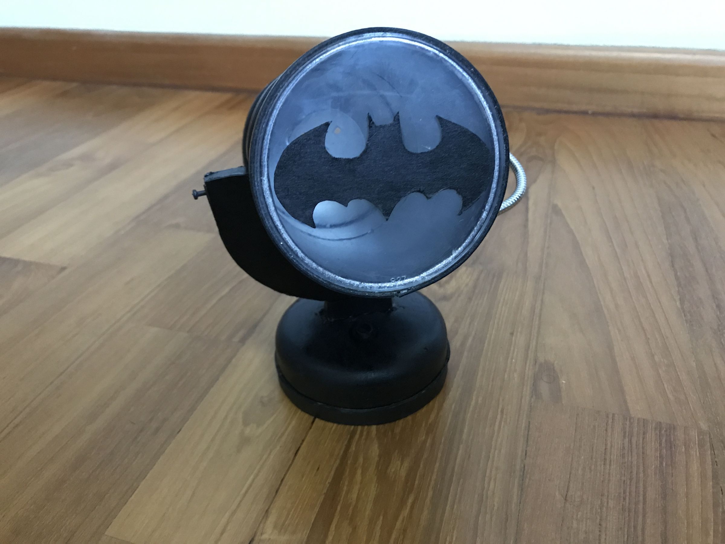 Bat Signal Night Light : 5 Steps (with Pictures) - Instructables