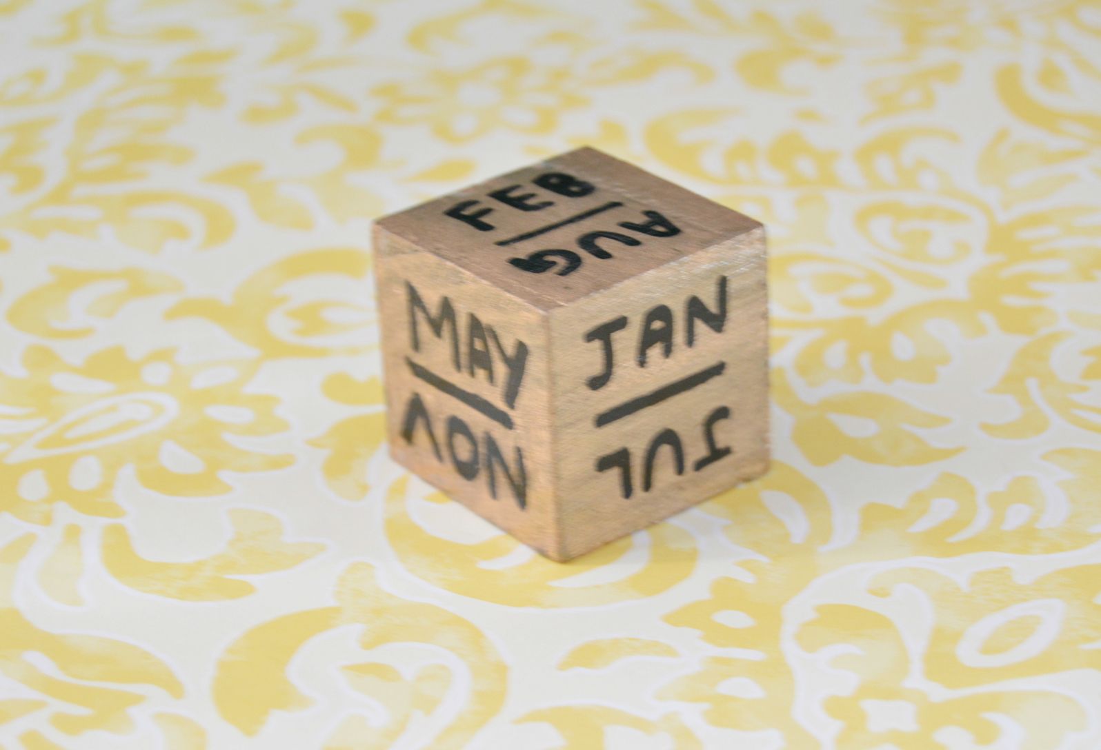 DIY Cubes Calendar : 8 Steps (with Pictures) - Instructables