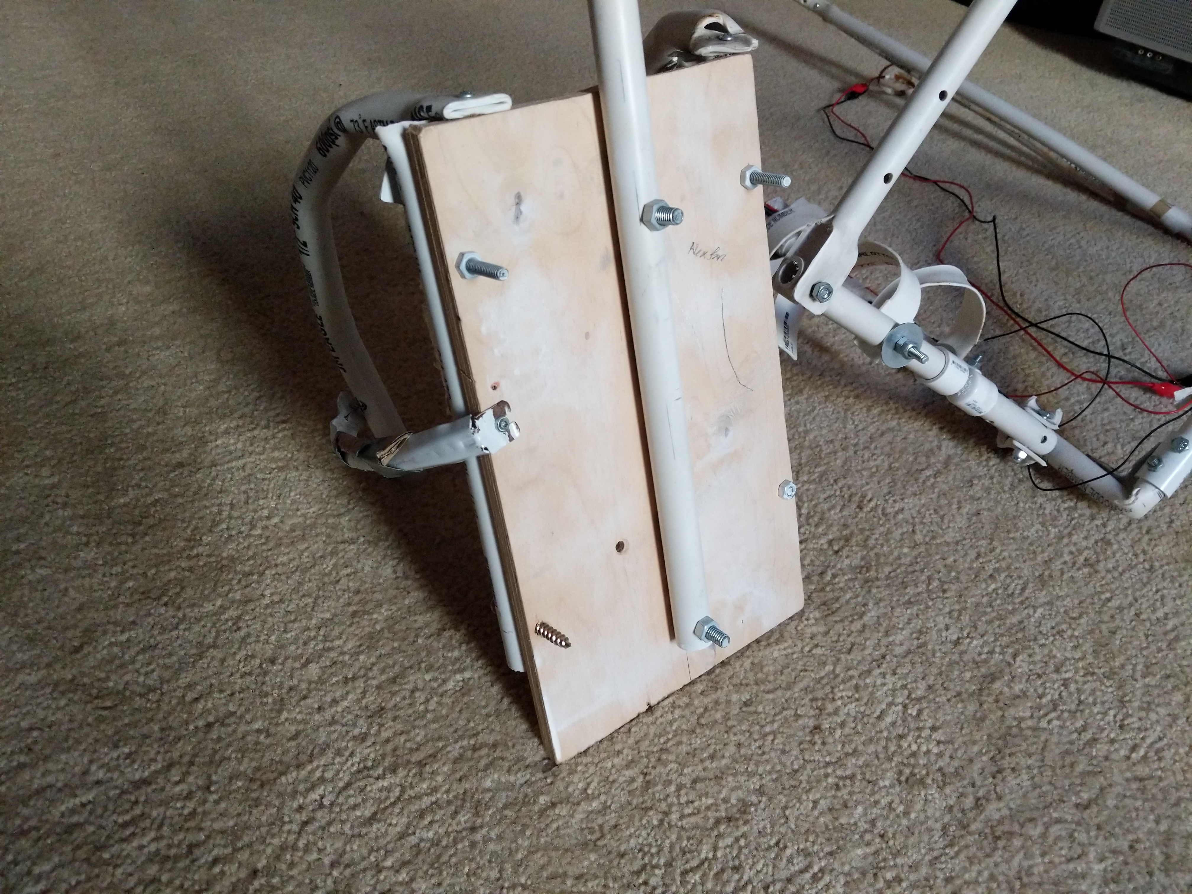 Pvc Skeletonics Arm : 4 Steps - Instructables