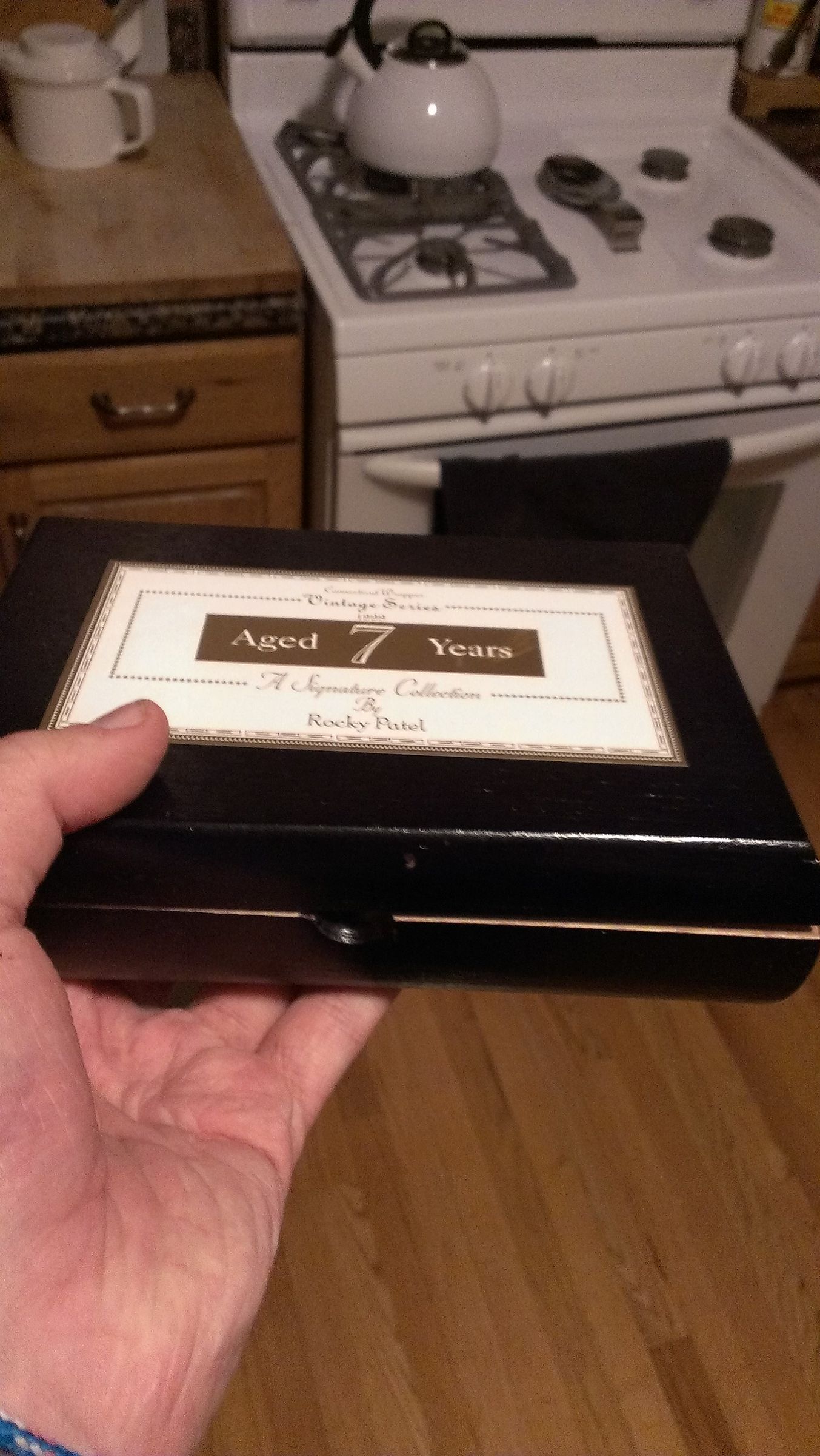 Upcycled Tea Bag Organizer : 4 Steps - Instructables