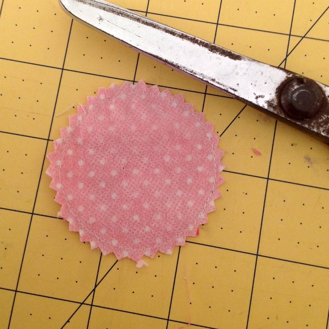 Sew and Appliqué a Circle Easily! : 6 Steps (with Pictures) - Instructables
