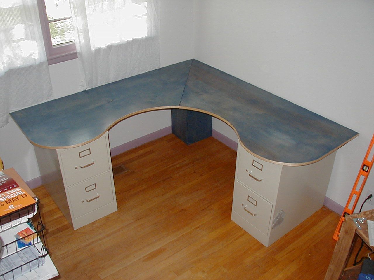 Wraparound Desk Made From One Sheet of Plywood, 2 Filing Cabinets : 6 ...