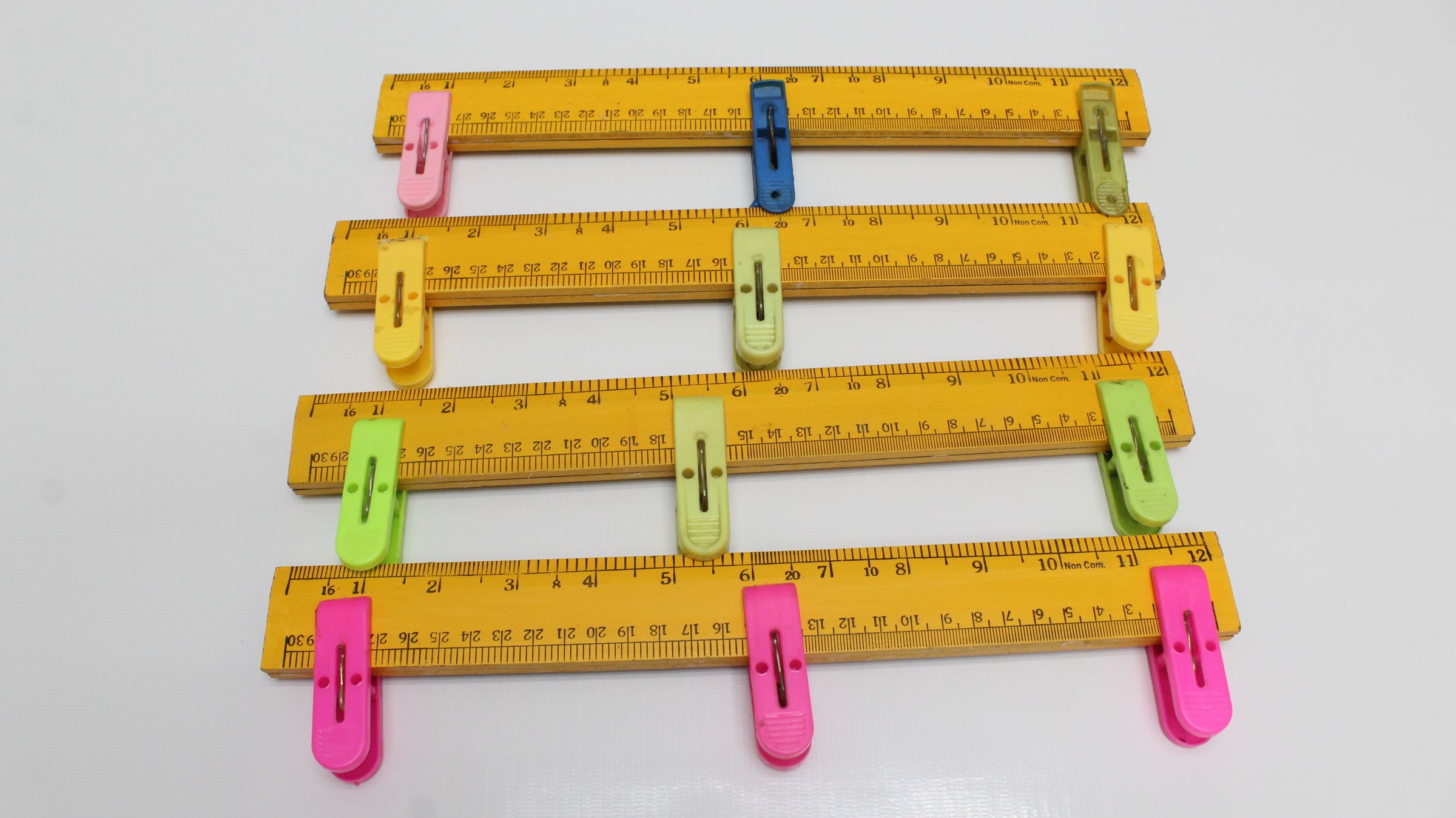 Foldable Laptop Stand - Using Wooden Rulers : 3 Steps (with Pictures ...