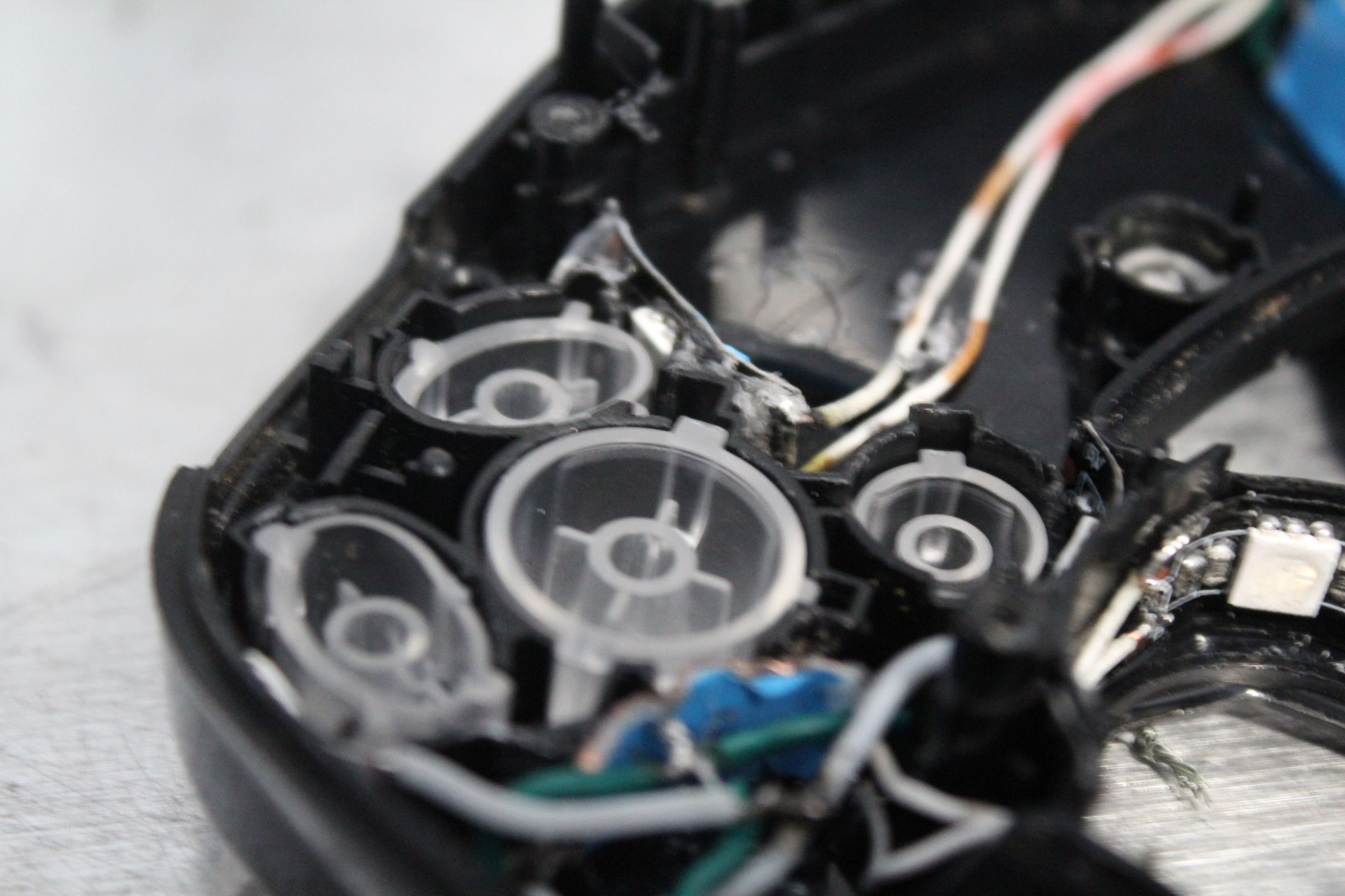 Gamecube Controller LED Mod : 8 Steps (with Pictures) - Instructables