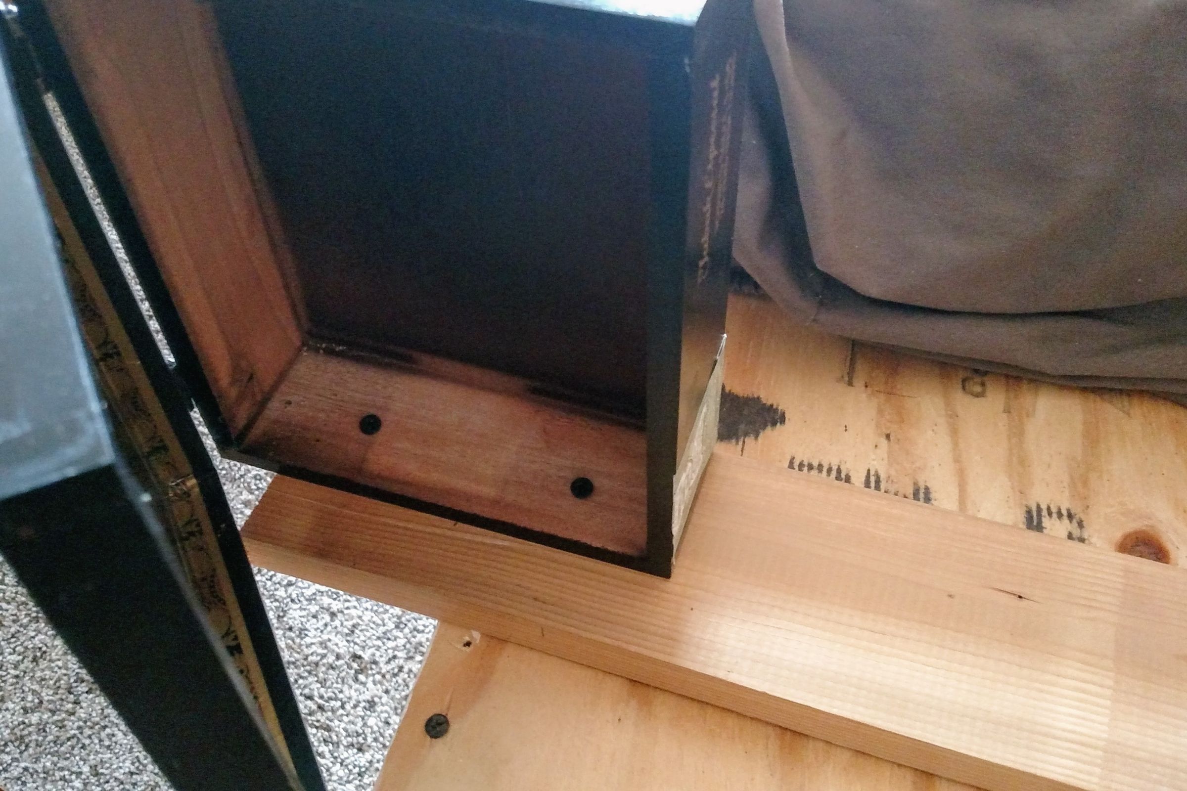 How to Make Cigar Box Shelves : 4 Steps - Instructables