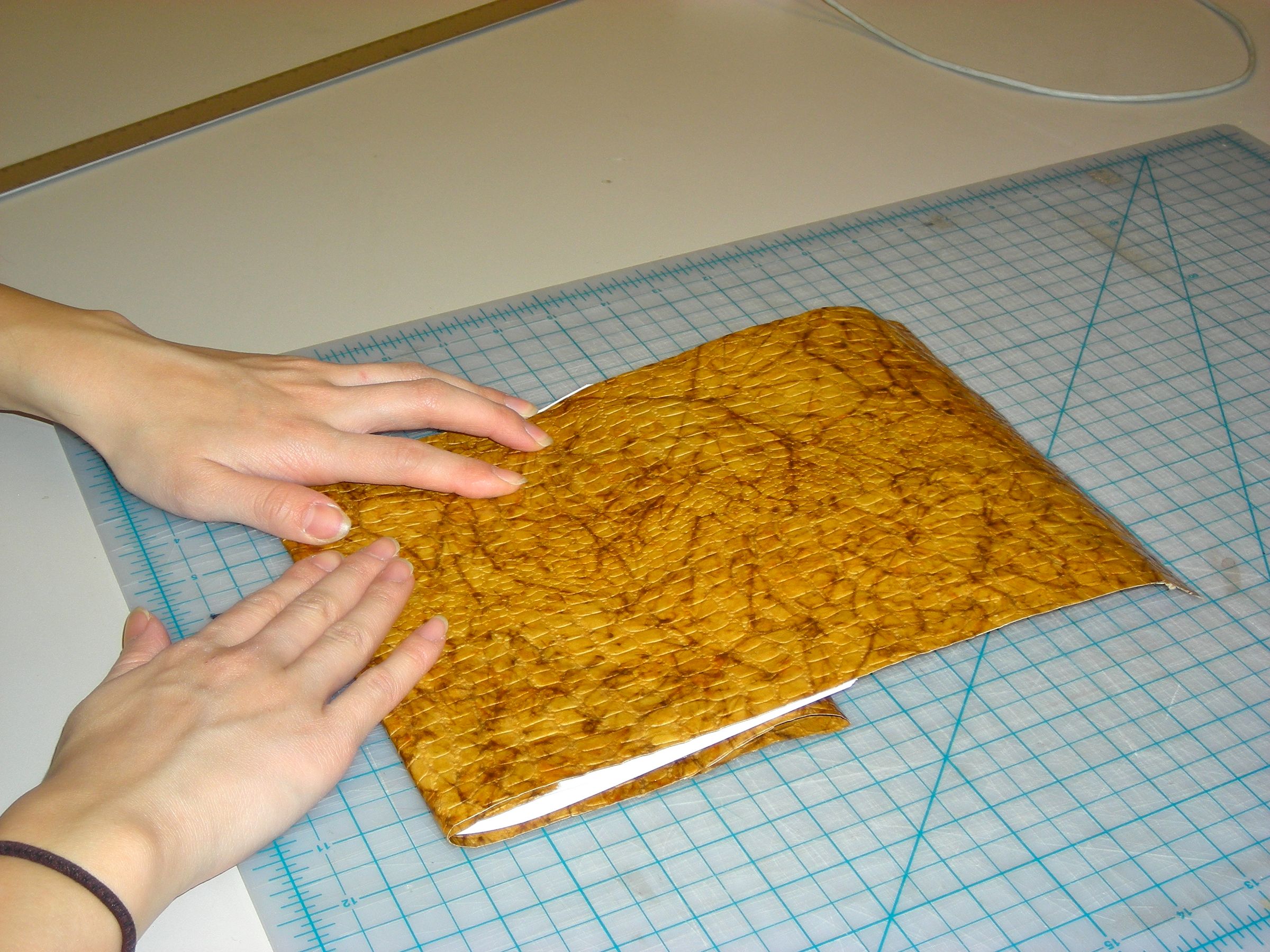 How to Sew a Softcover Pamphlet : 7 Steps (with Pictures) - Instructables