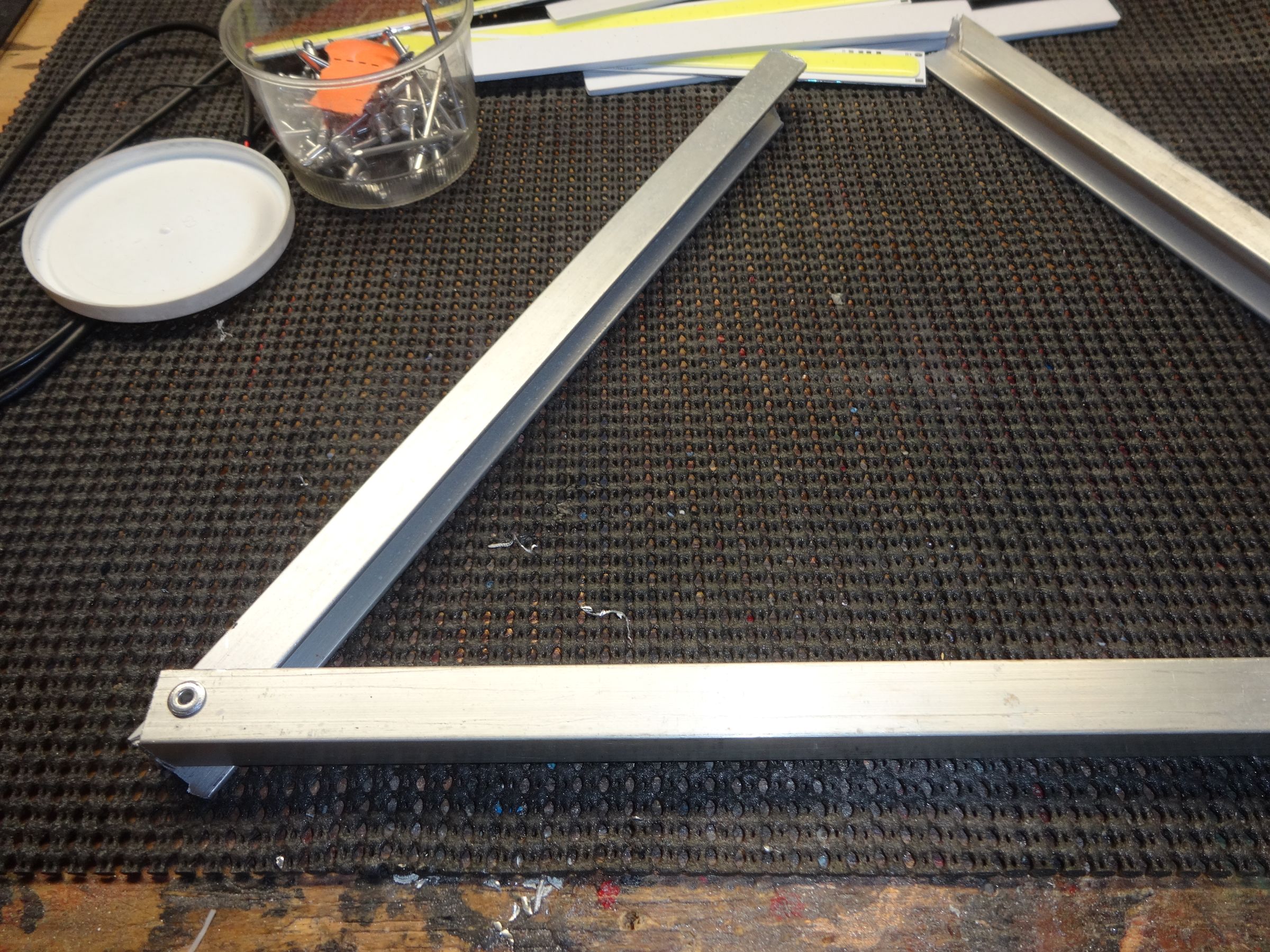 Large LED "ring" Light for Timelapse, Portraits and More... : 11 Steps ...