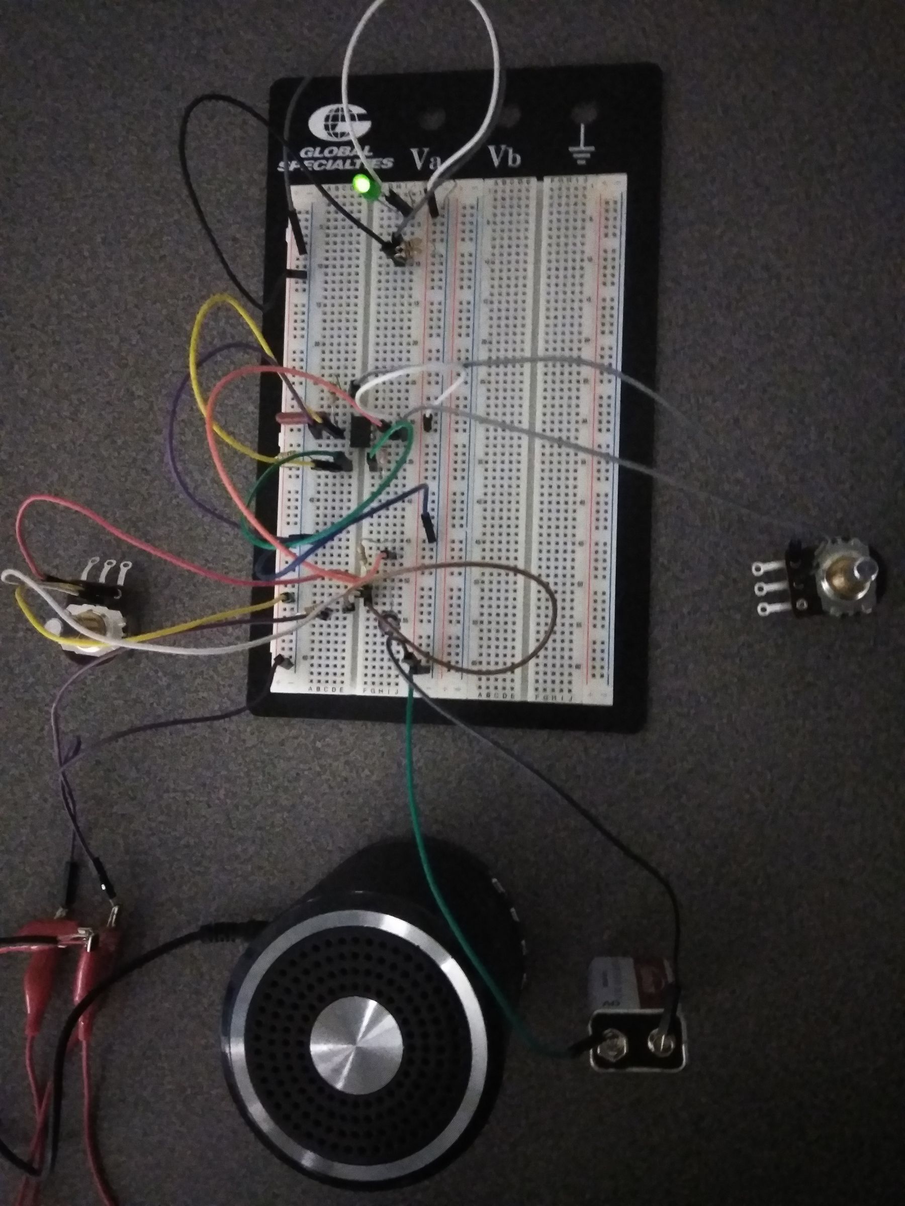 Build a Square Wave Oscillator - Part 1 of DIY Modular Synths : 7 Steps ...