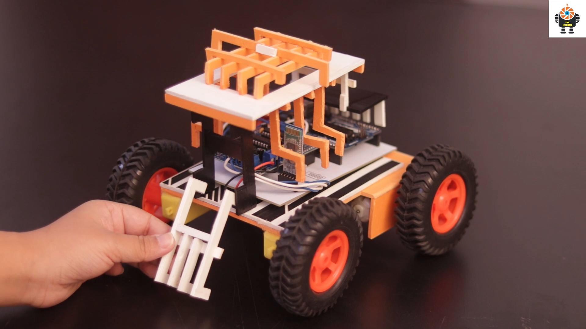 DIY Arduino Voice Controlled Robot : 13 Steps - Instructables